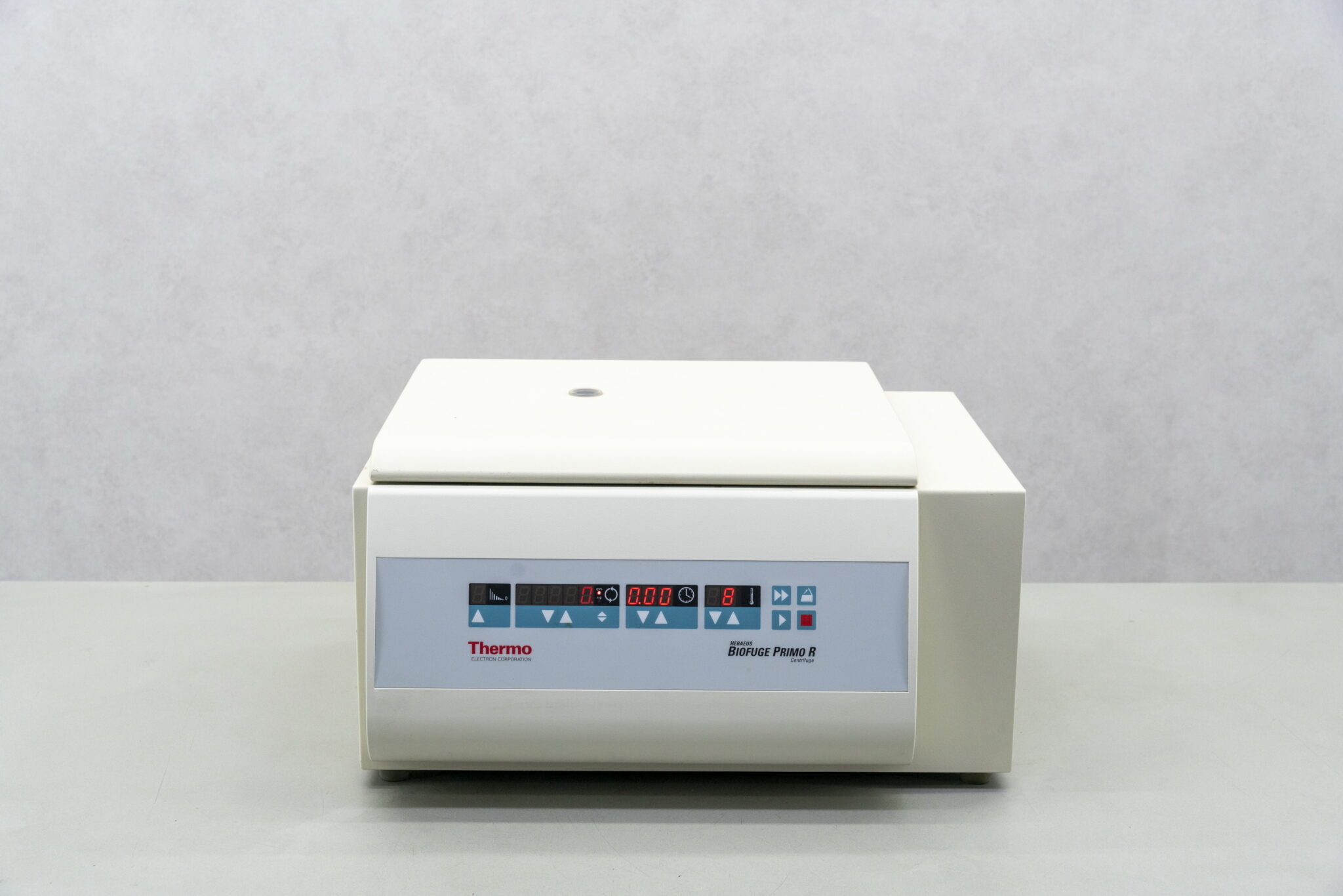Thermo Scientific Heraeus Biofuge Primo R refrigerated centrifuge ...