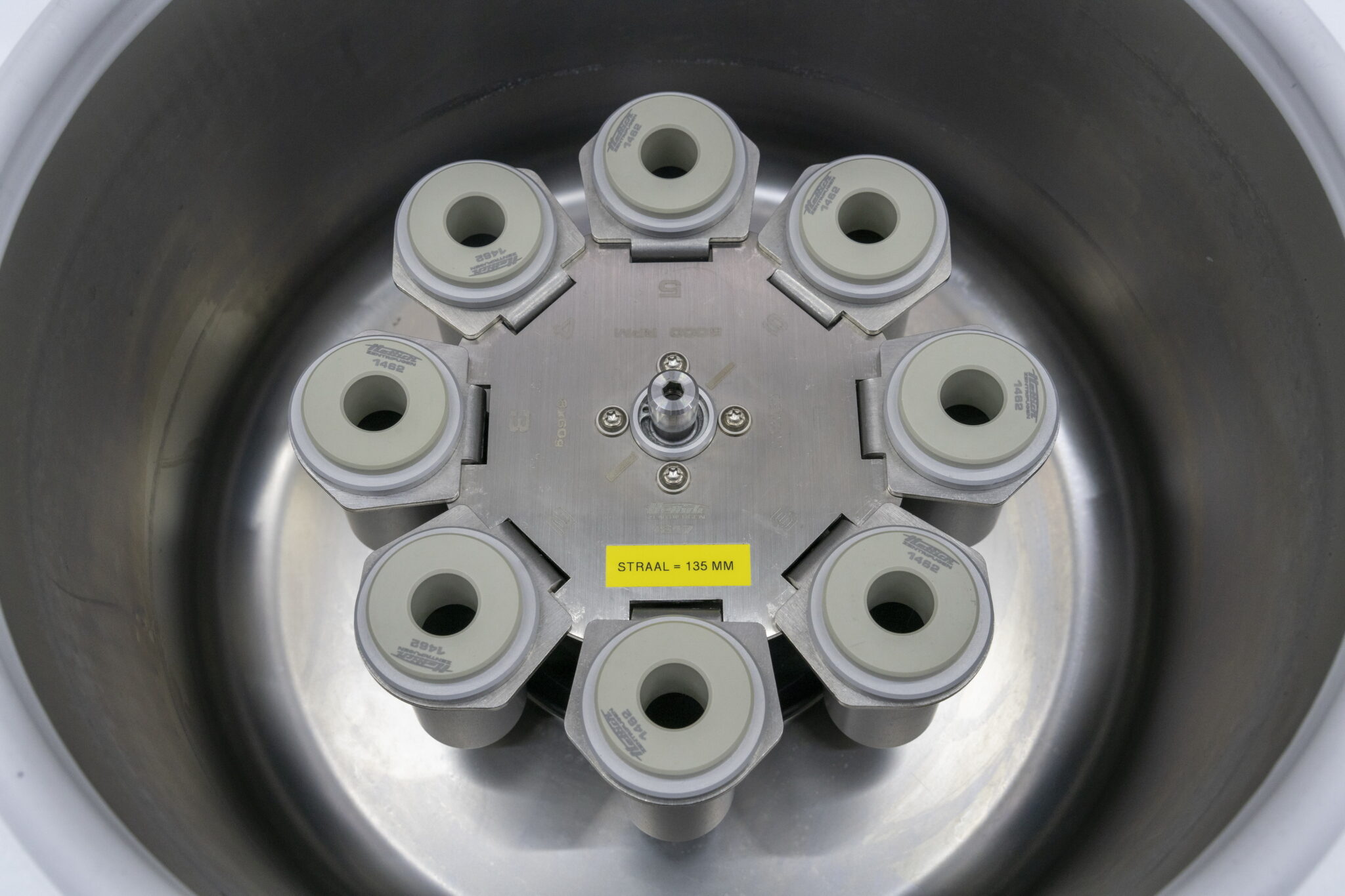 Hettich Universal 32 benchtop centrifuge - Gemini BV