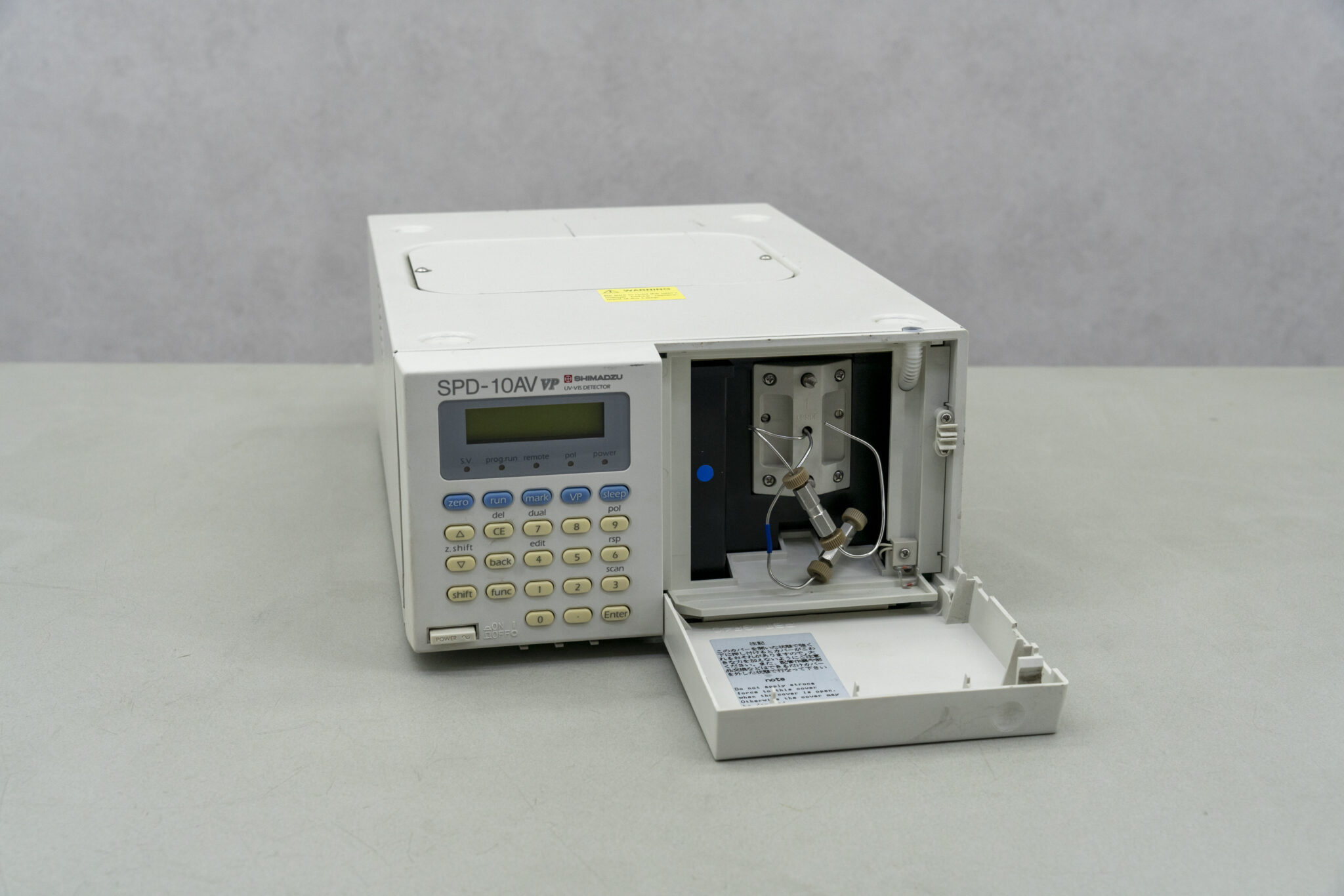 Shimadzu SPD-10Avp UV-Vis detector - Gemini BV