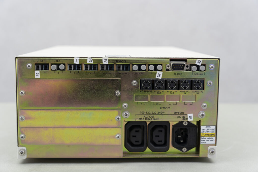 Shimadzu SCL-10Avp HPLC system controller - Gemini BV