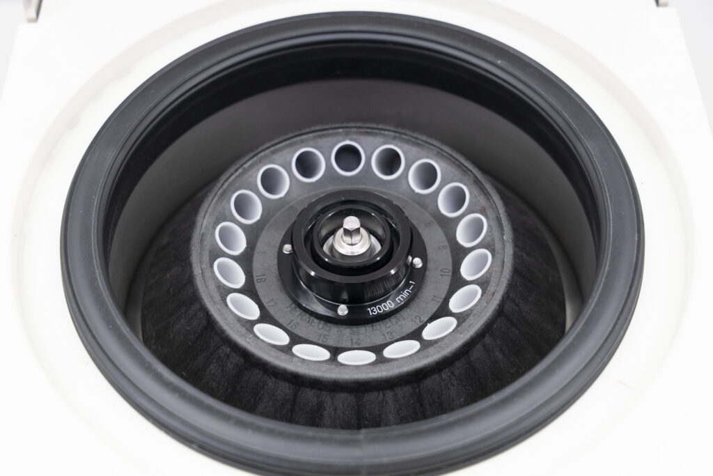 Heraeus Biofuge Fresco refrigerated centrifuge - Gemini BV