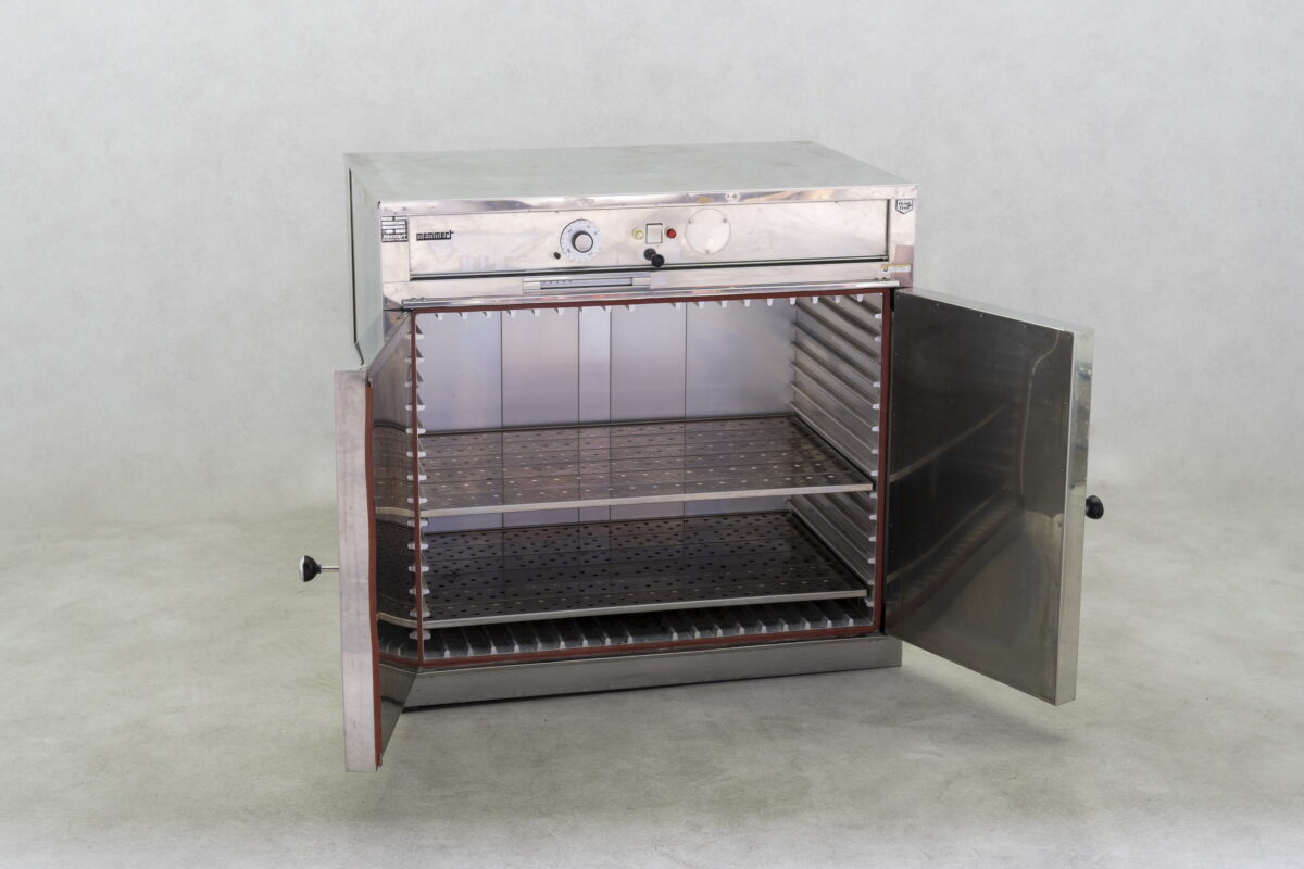 Memmert U50 oven - Gemini BV