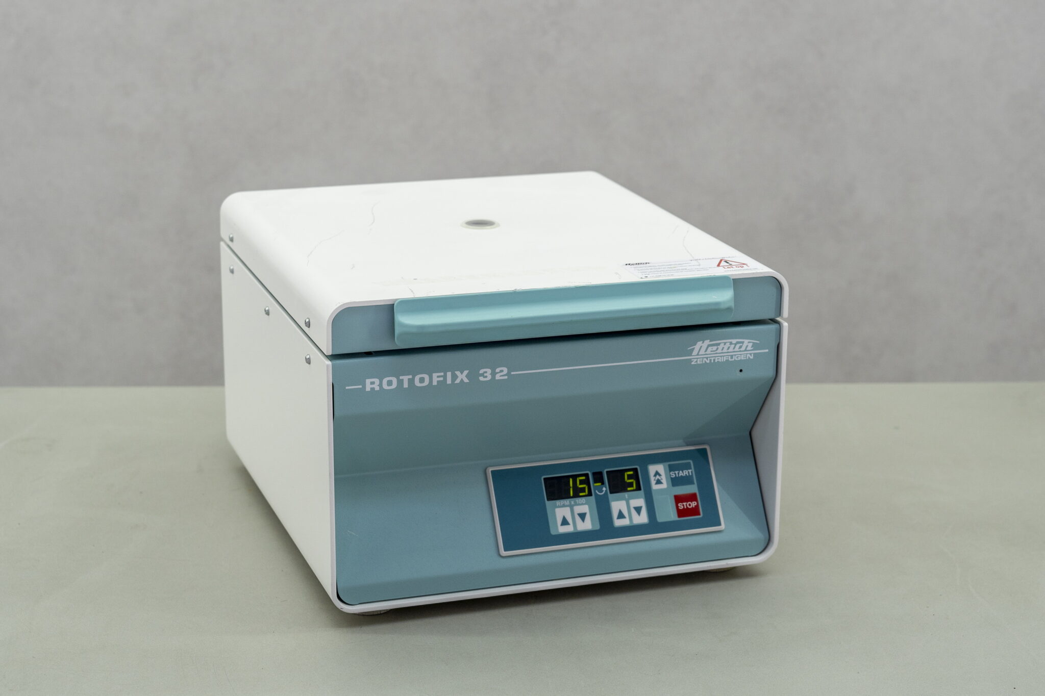 Hettich Rotofix 32 centrifuge - Gemini BV