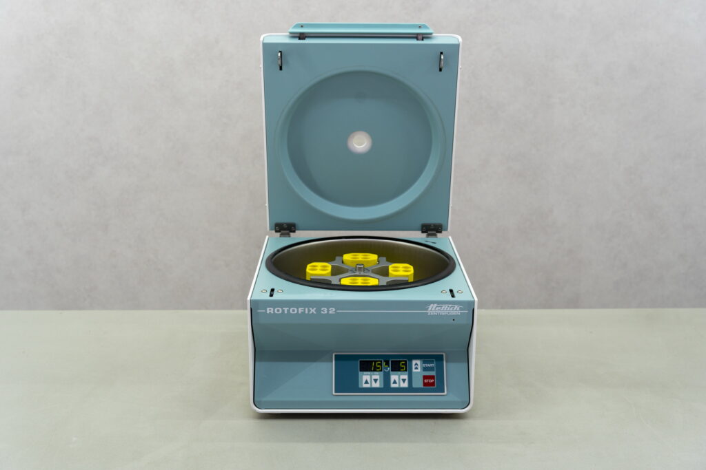 Hettich Rotofix 32 centrifuge - Gemini BV
