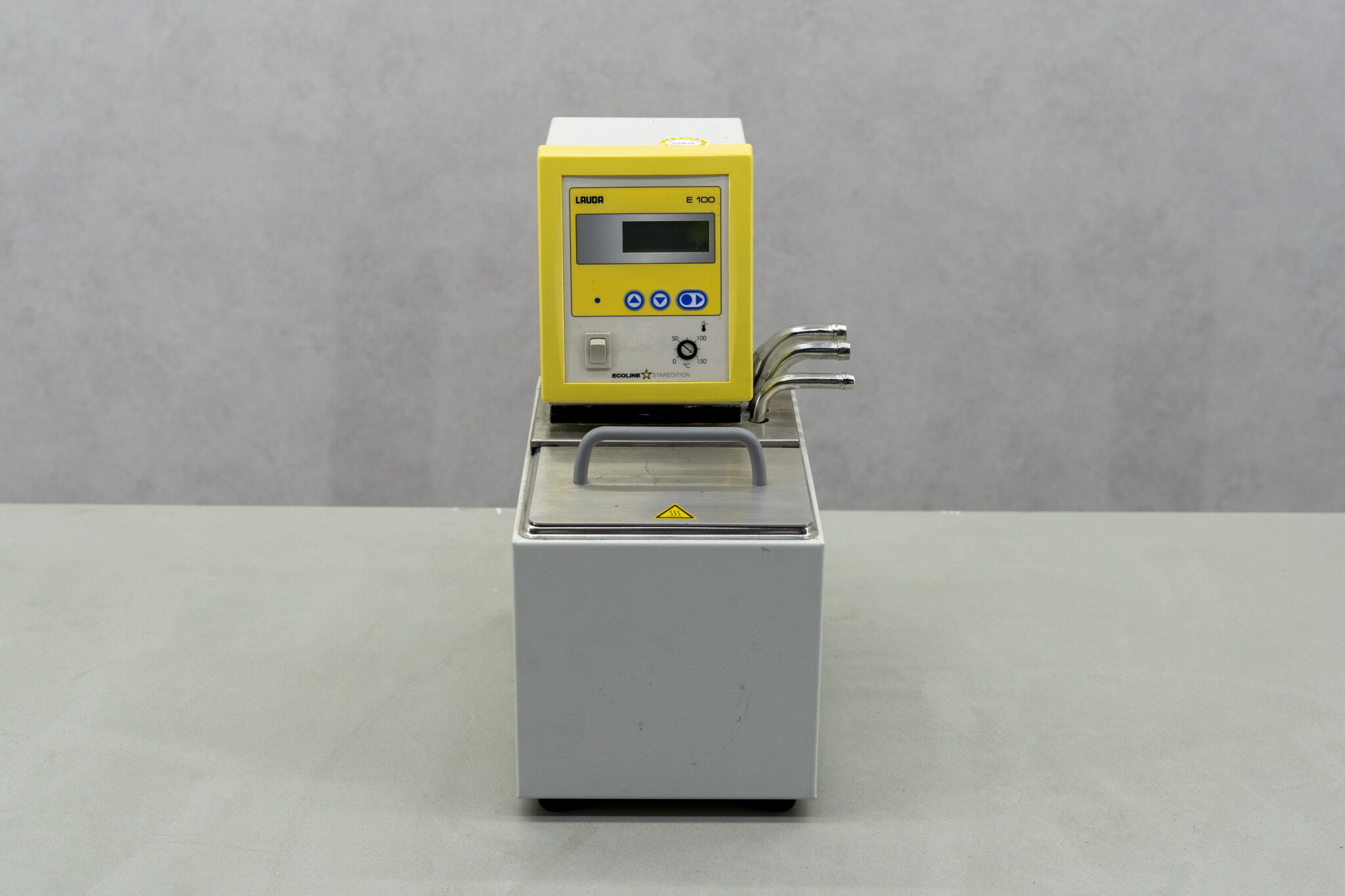 Lauda E 100 waterbad met E 103 inhangthermostaat - Gemini BV