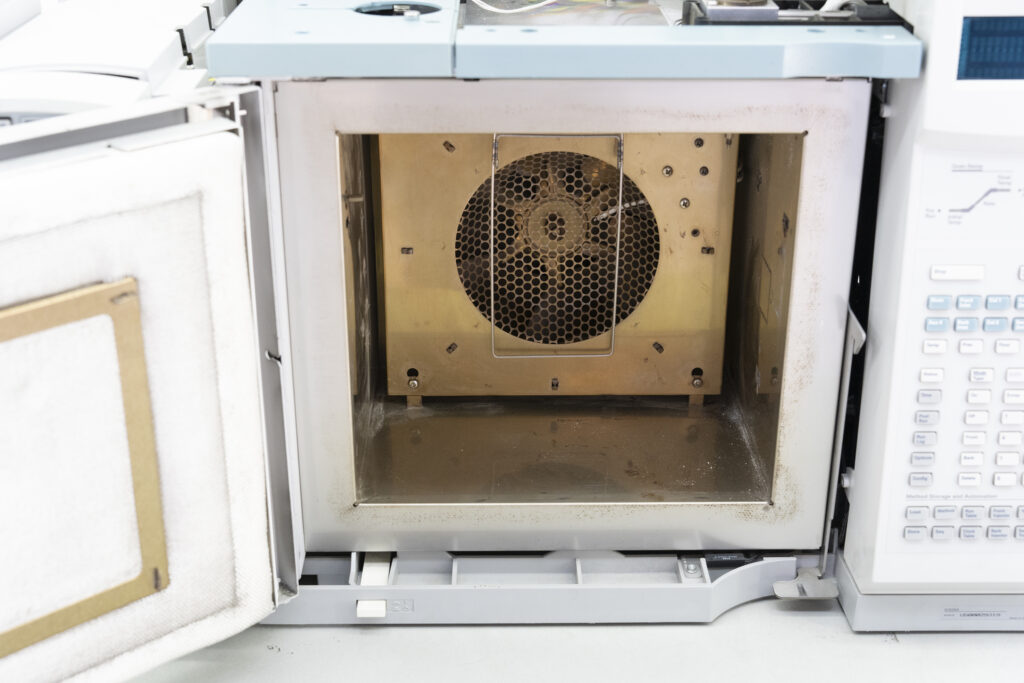 Agilent HP-6890A with 5973 MSD Gas Chromatograph - Gemini BV