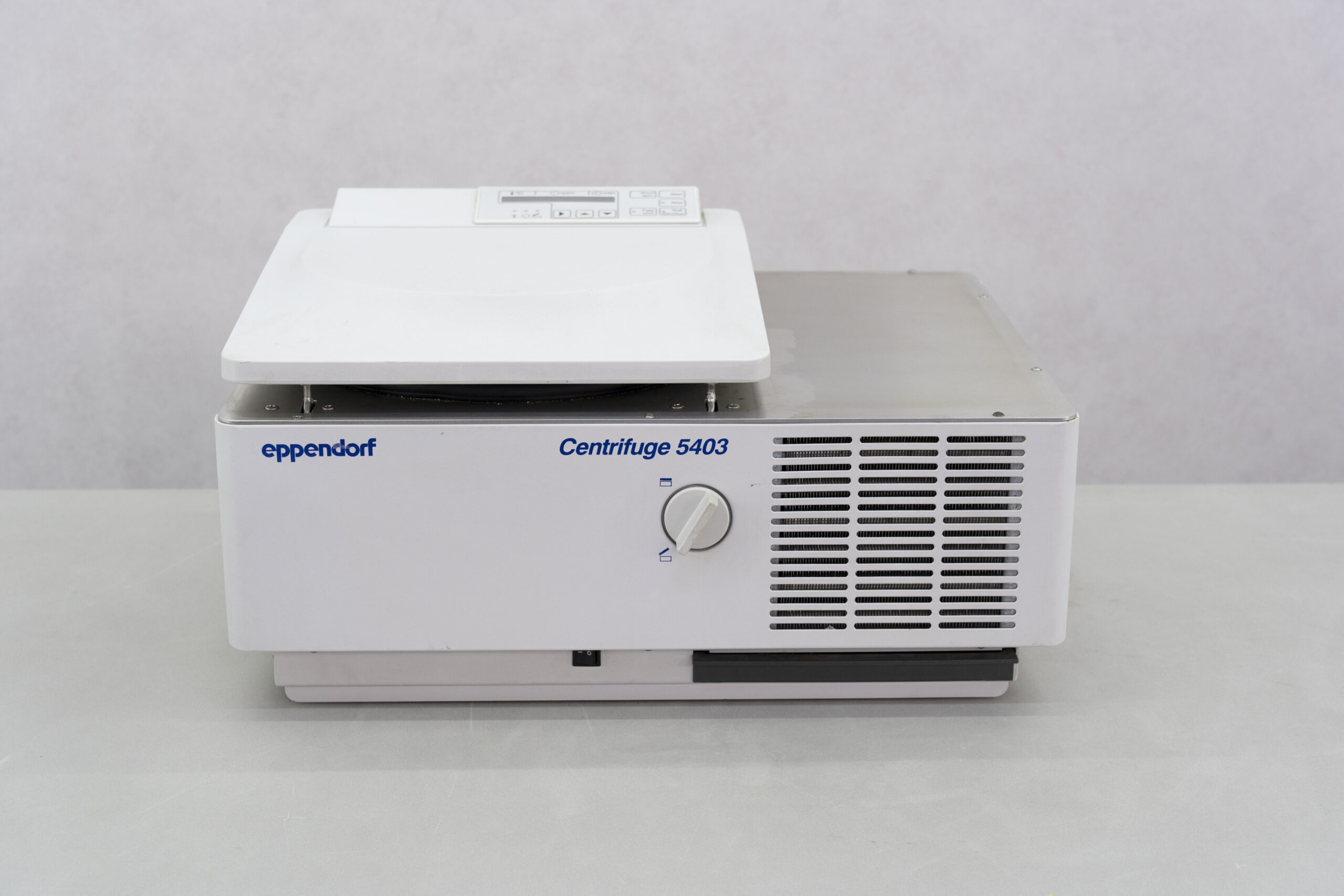 Eppendorf 5403 Centrifuge - Gemini BV