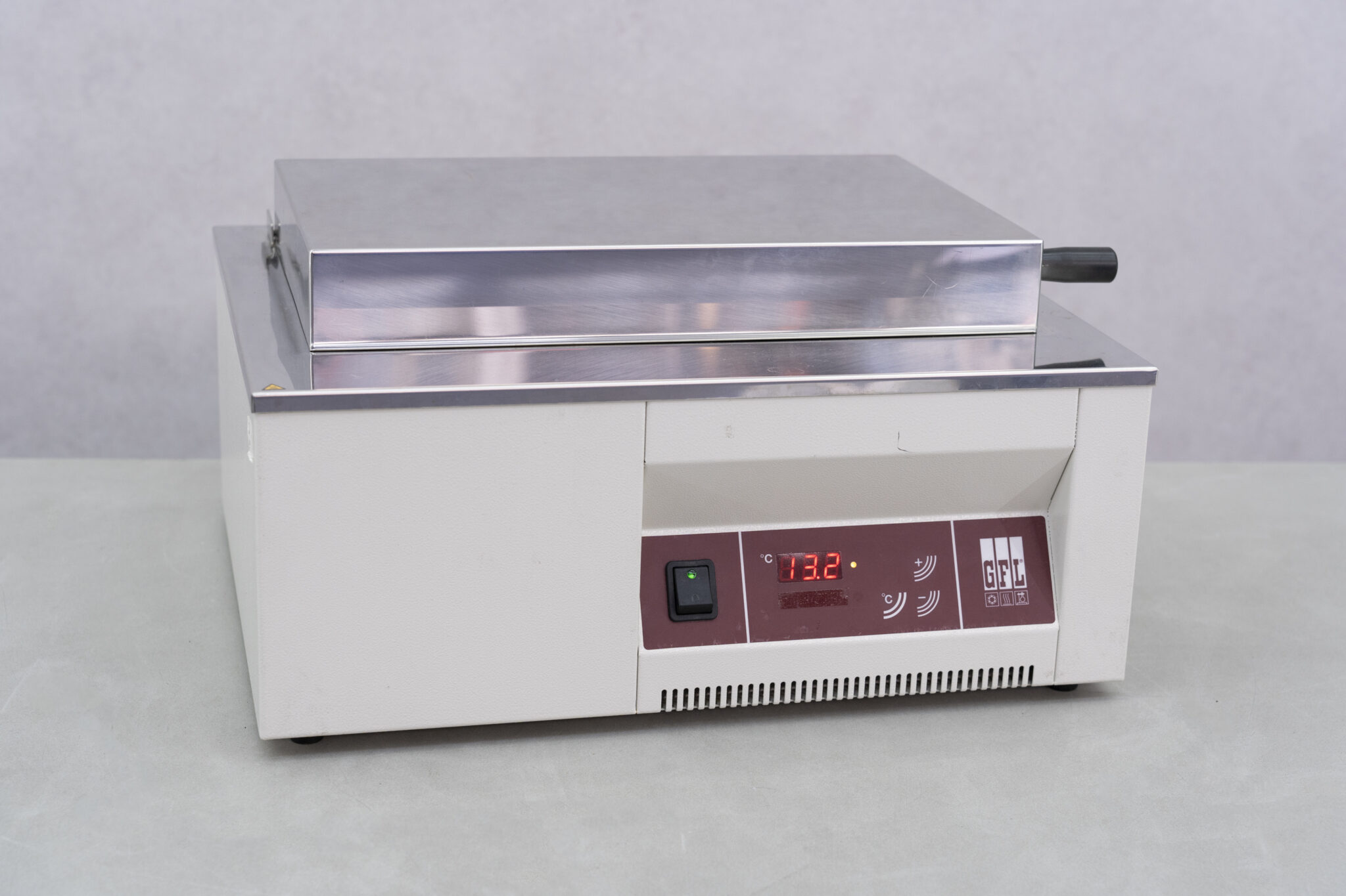 GFL 1003 Water bath - Gemini BV