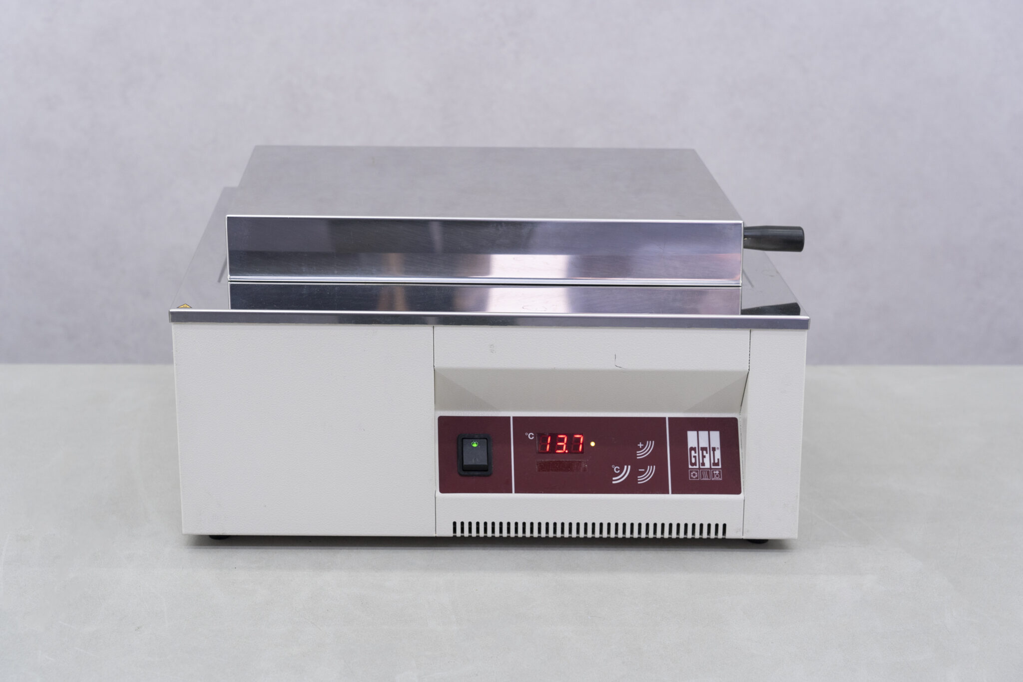 GFL 1003 Water bath - Gemini BV