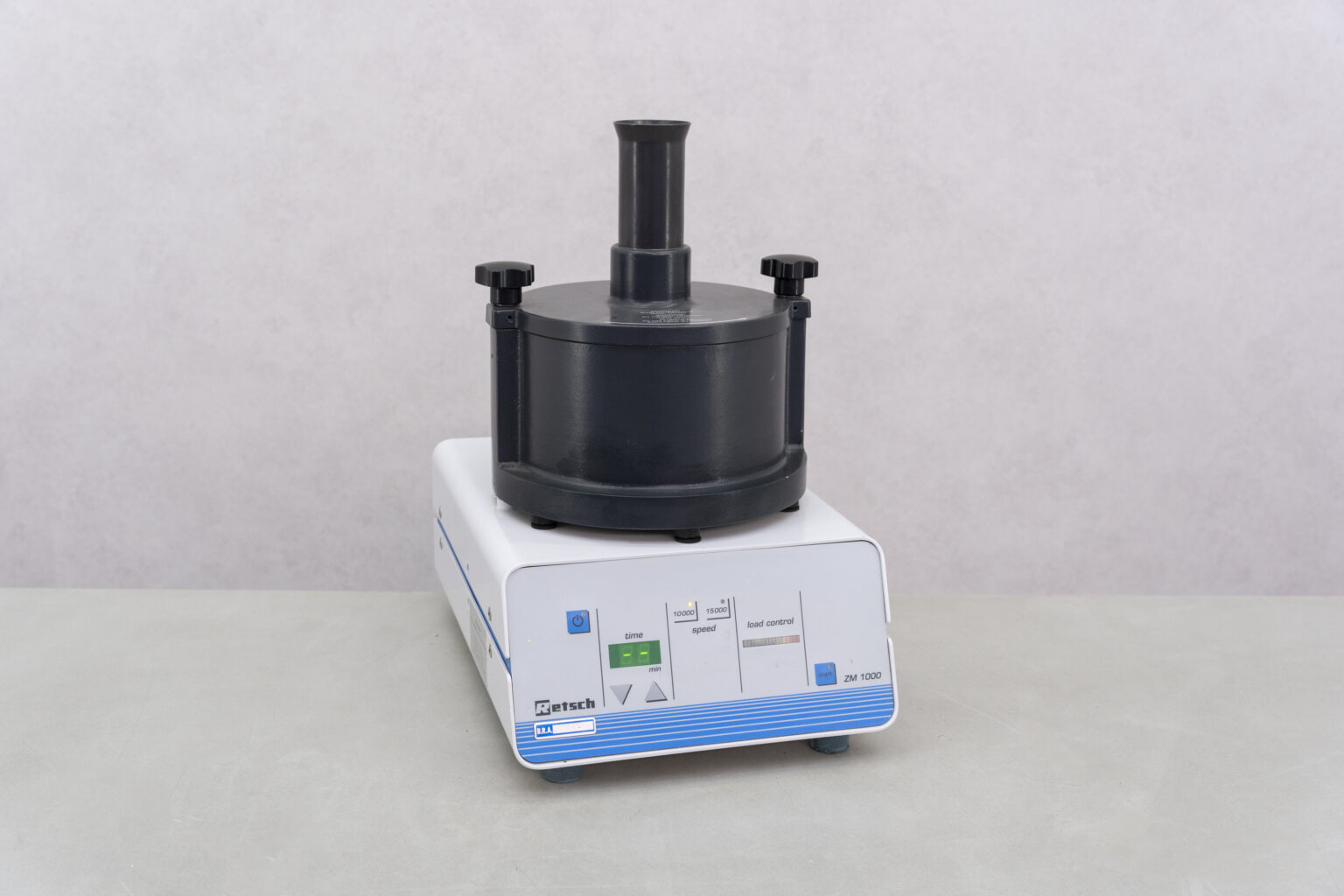 Retsch ZM 1000 grinder - Gemini BV