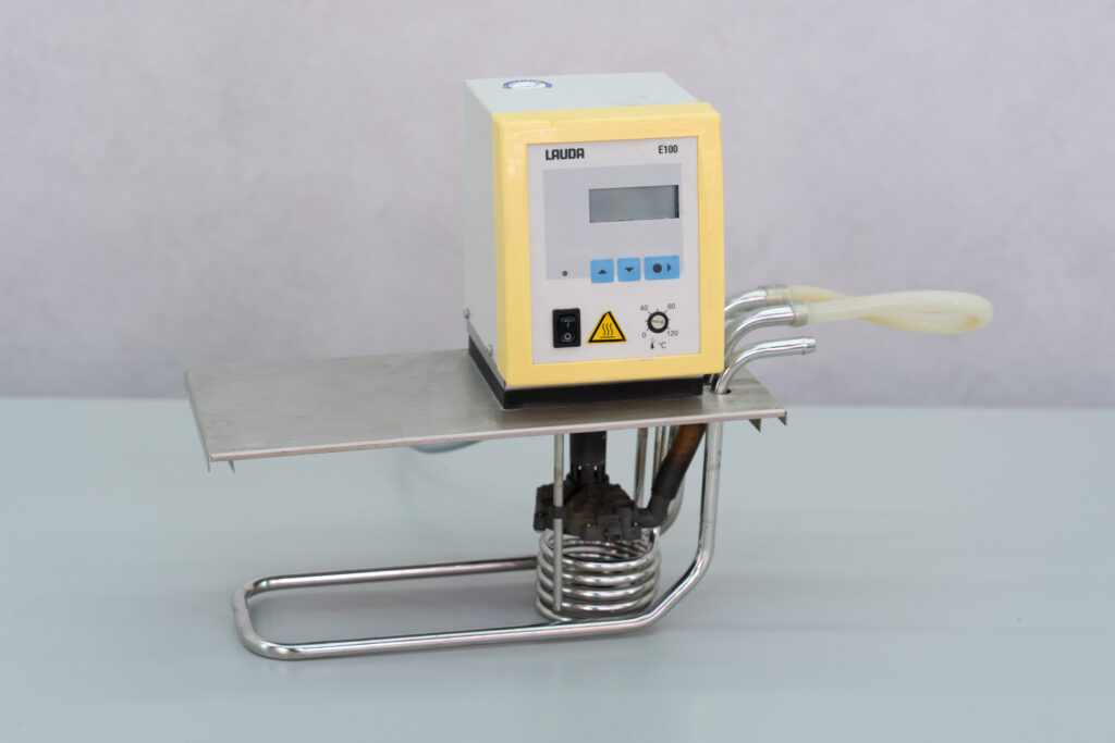 Lauda E100 Thermostat - Gemini BV