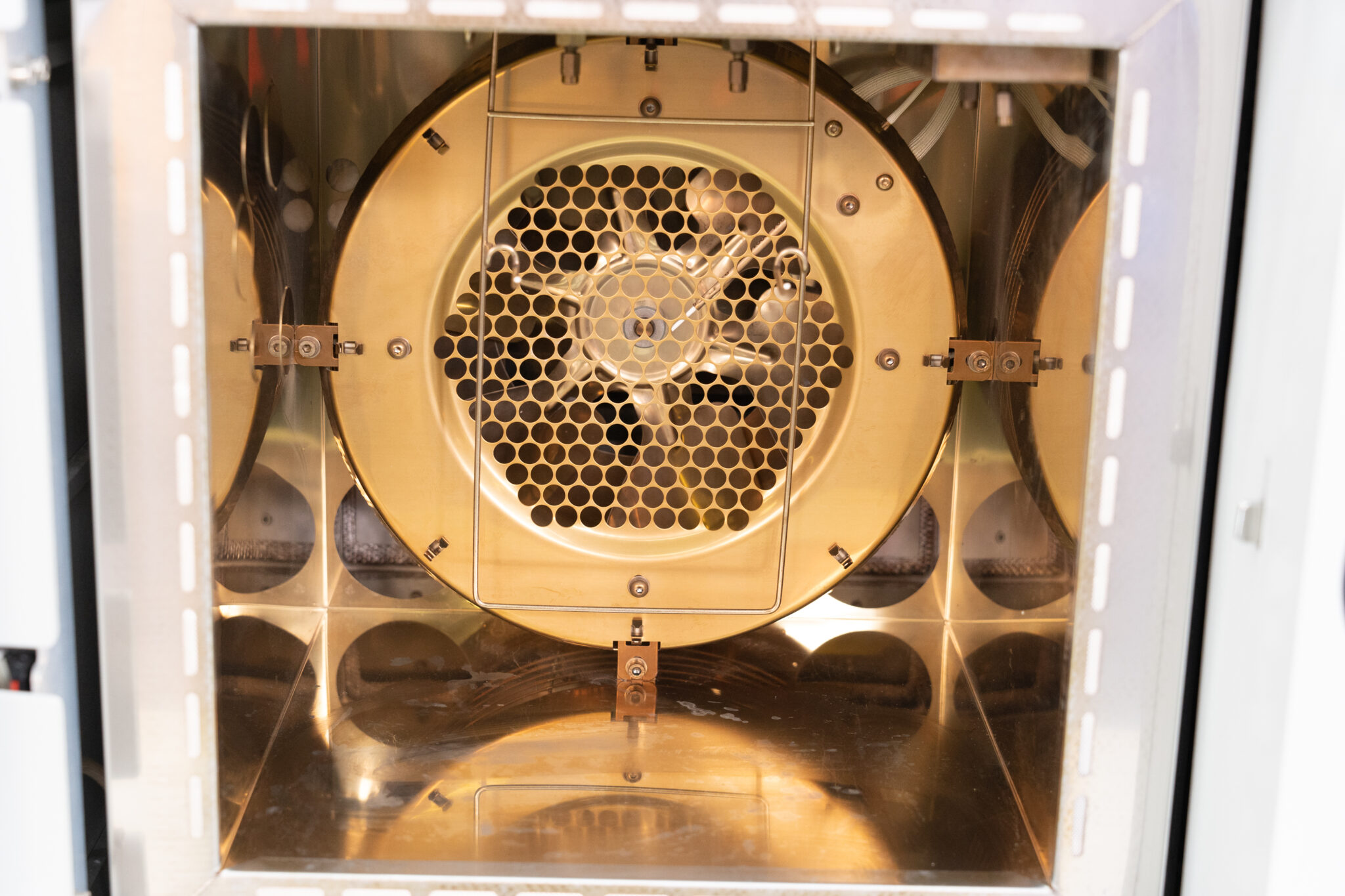 Interscience Finnigan Trace GC Ultra & Autosampler - Gemini BV