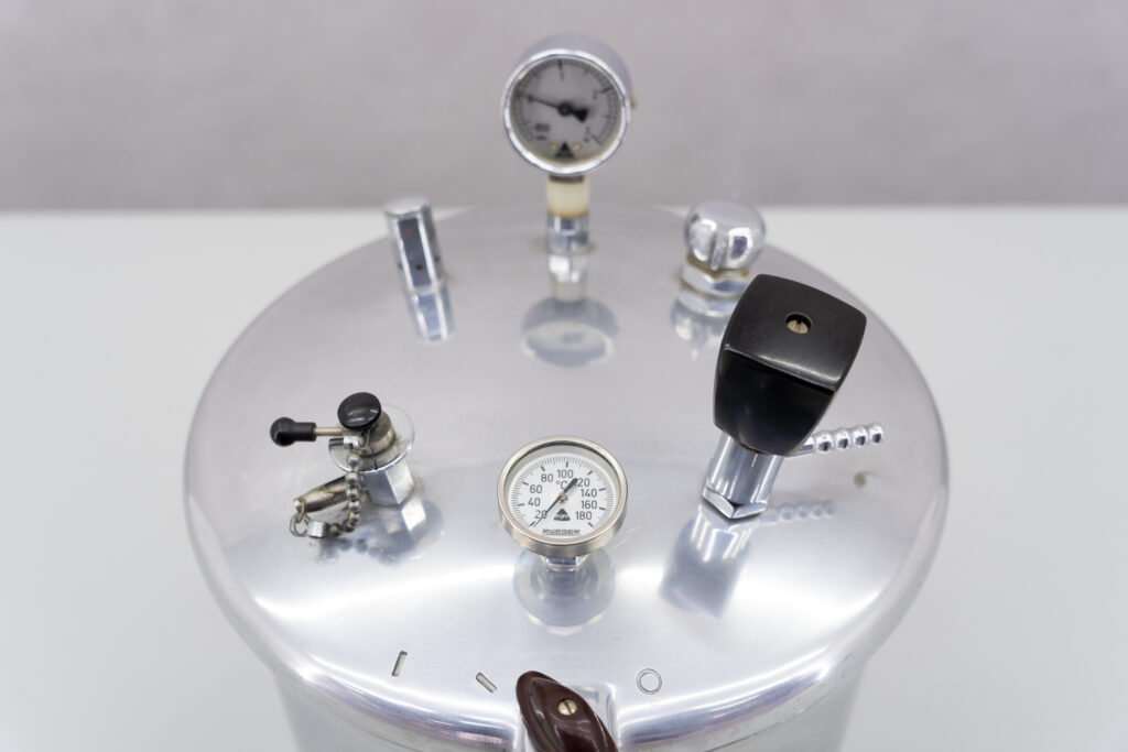 EMI autoclave pan - Gemini BV