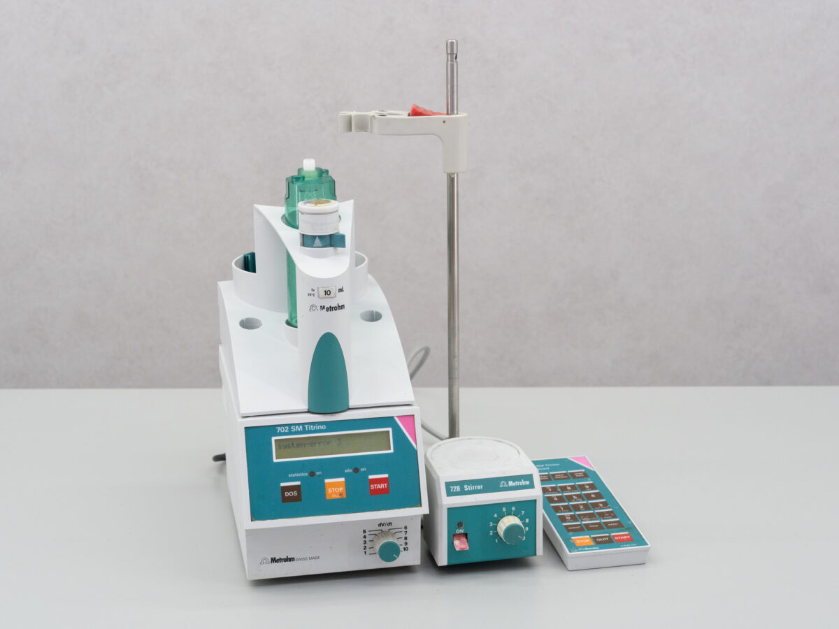 Metrohm Titrino MPT 798 titrator with 728 stirrer - Gemini BV