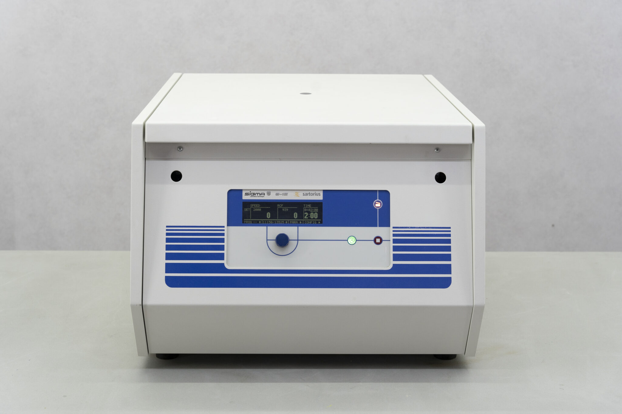 Sigma 6-15 Air-cooled centrifuge - Gemini BV