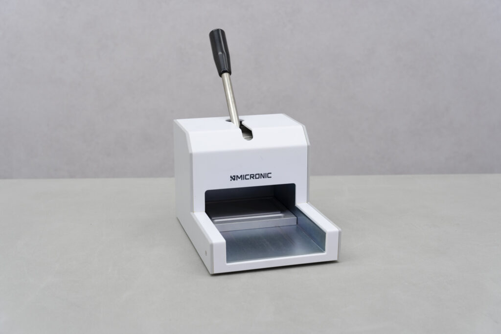 Micronic CM480 Manual Capper - Gemini BV