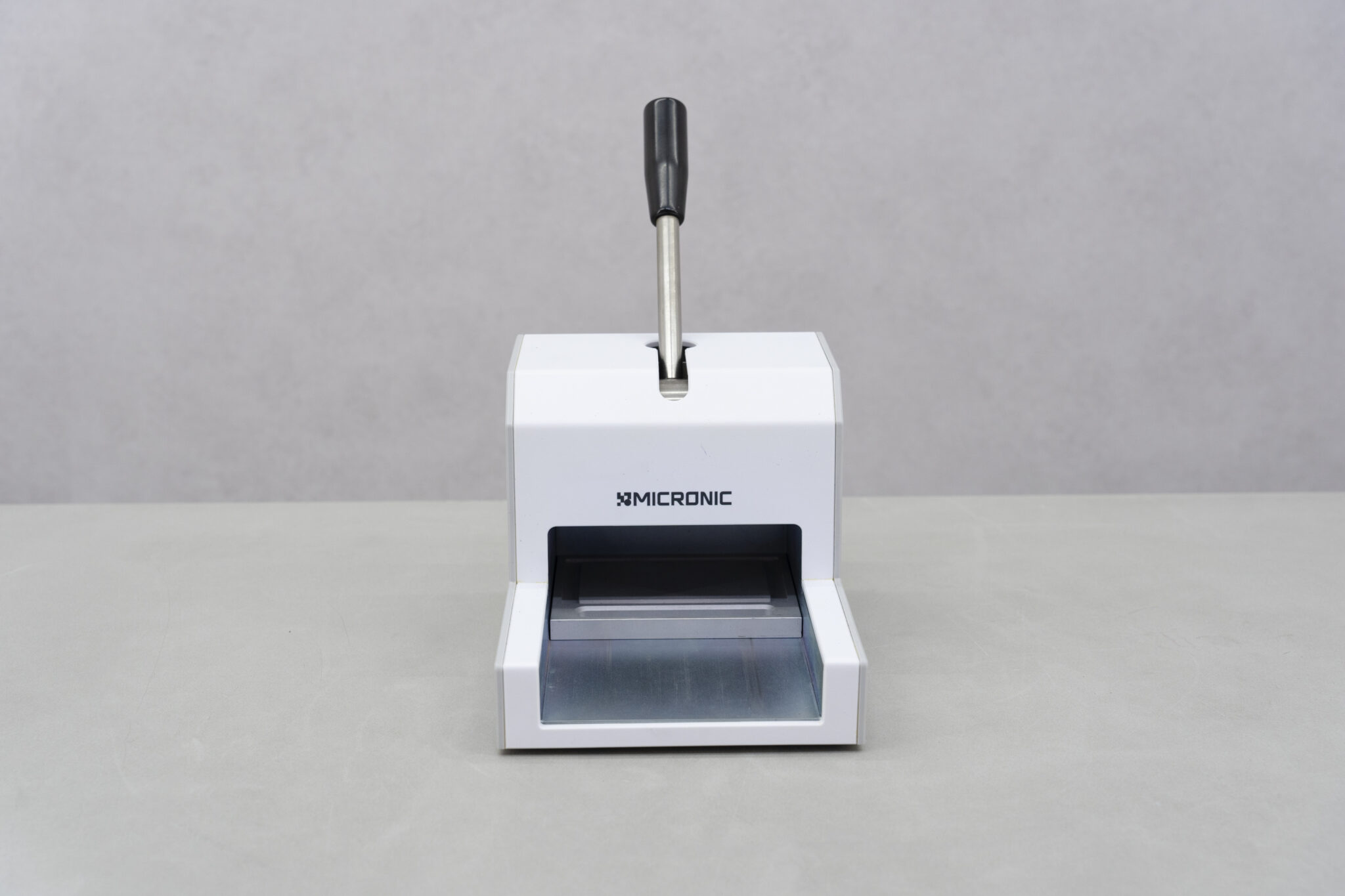 Micronic CM480 Manual Capper - Gemini BV