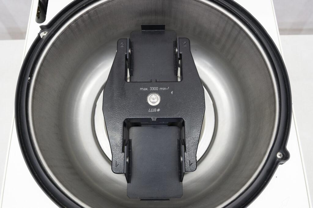 Heraeus Labofuge 400 Centrifuge - Gemini BV