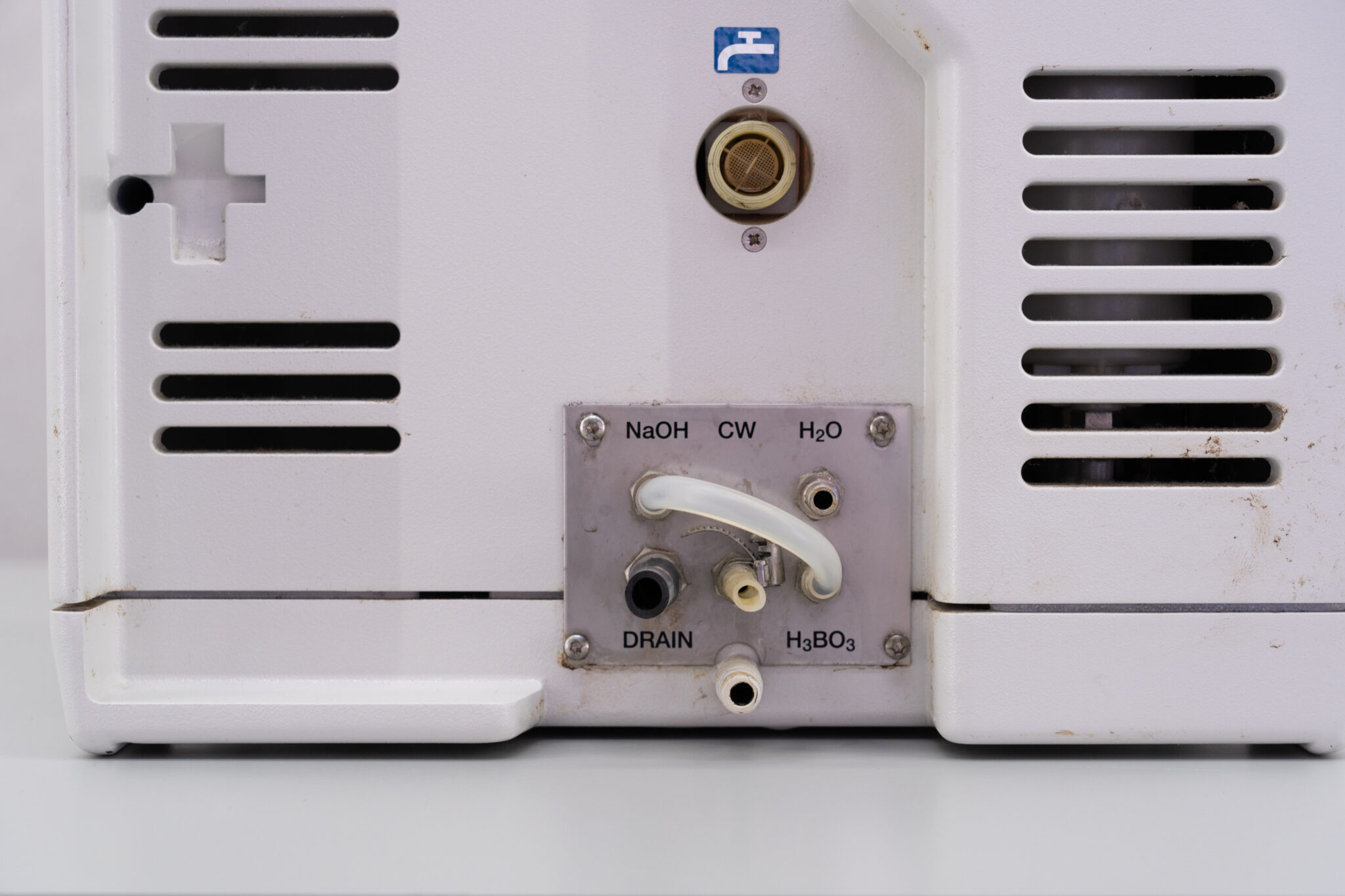 Büchi B-324 Distillation unit - Gemini BV