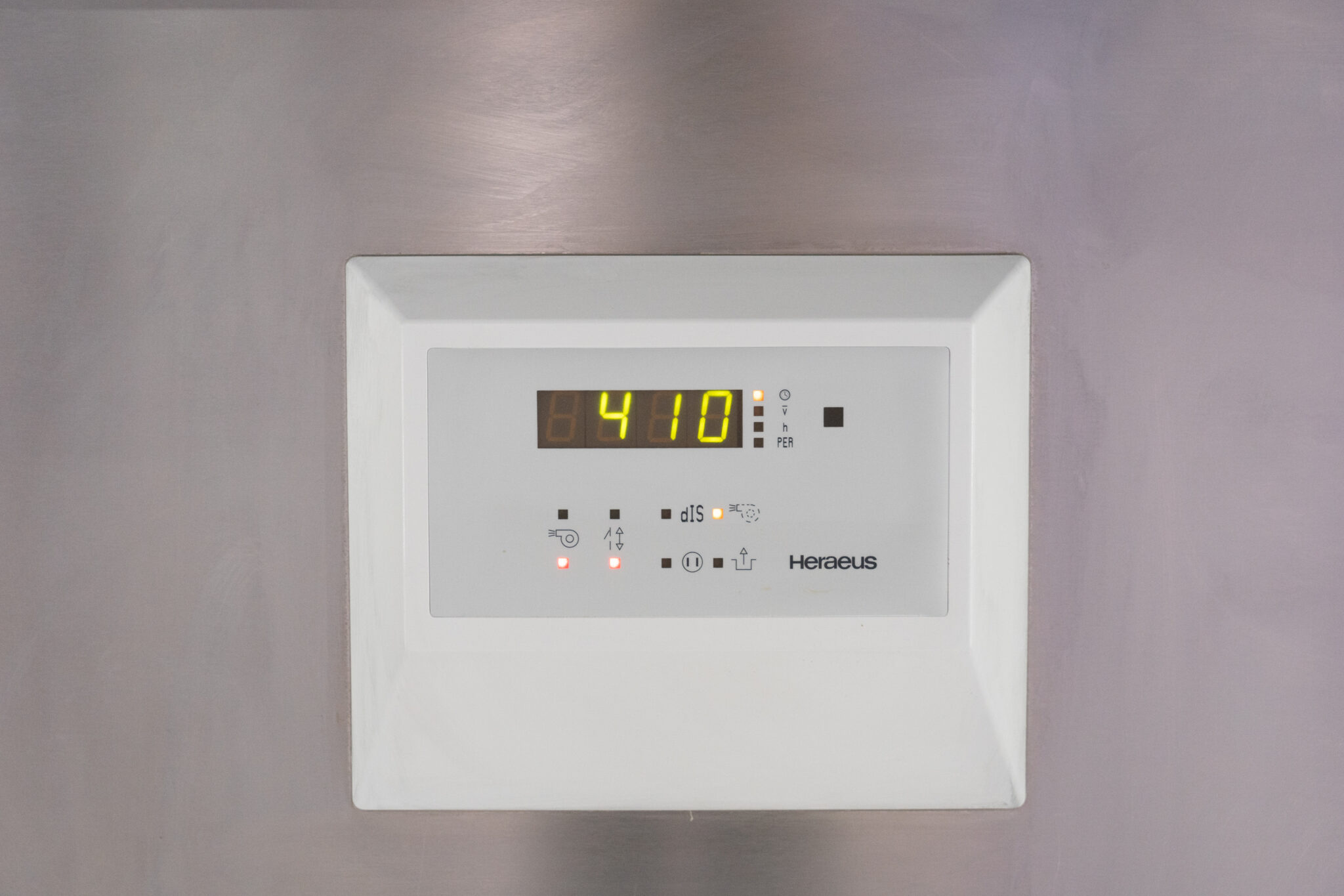 Heraeus Herasafe KS 18 MVK Safety Cabinet - Gemini BV