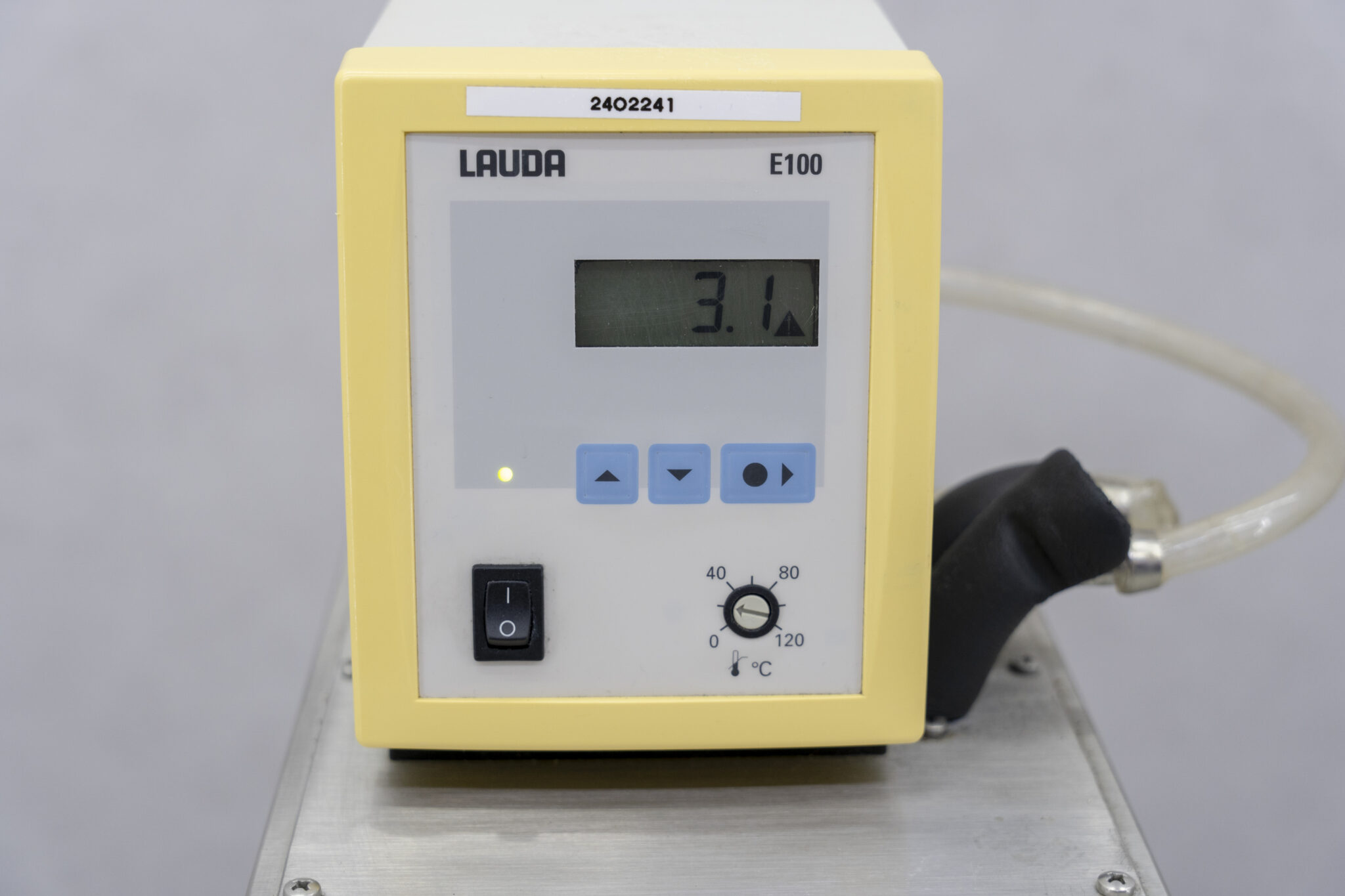 Lauda RE106 Cooling water bath with E100 thermostat - Gemini BV