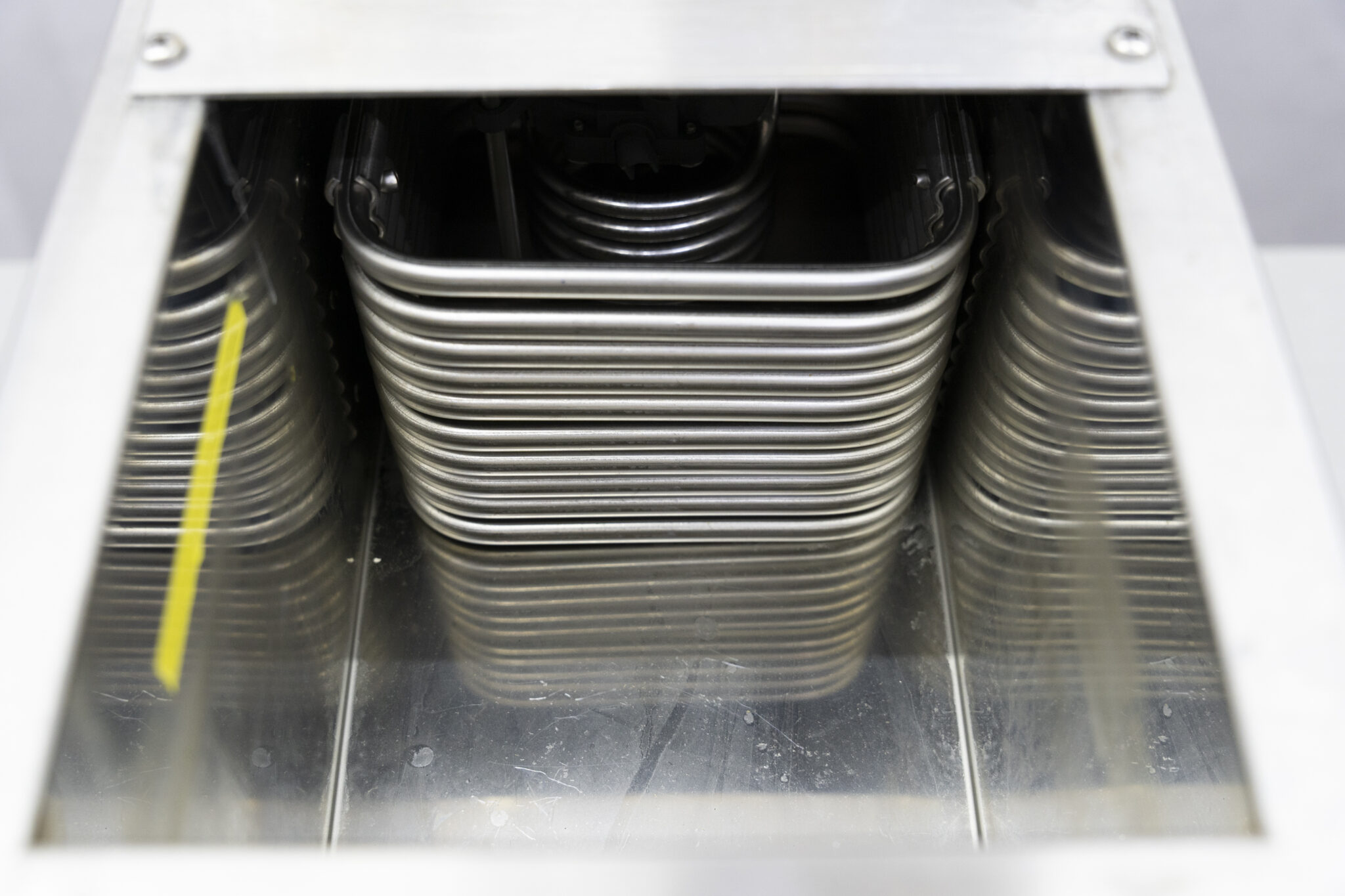 Lauda RE106 Cooling water bath with E100 thermostat - Gemini BV