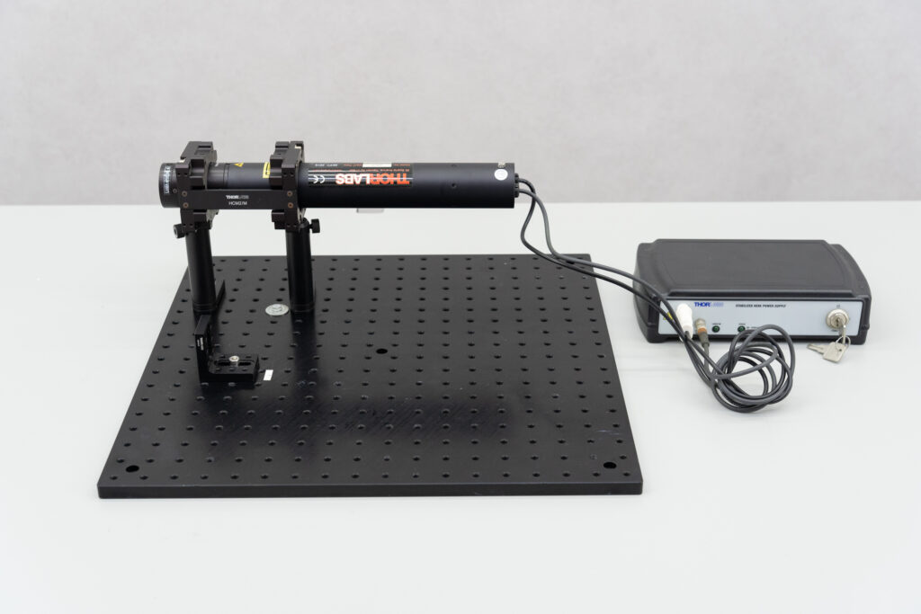 Thorlabs HRS 015 HeNe laser with power supply and Optical Aluminum ...