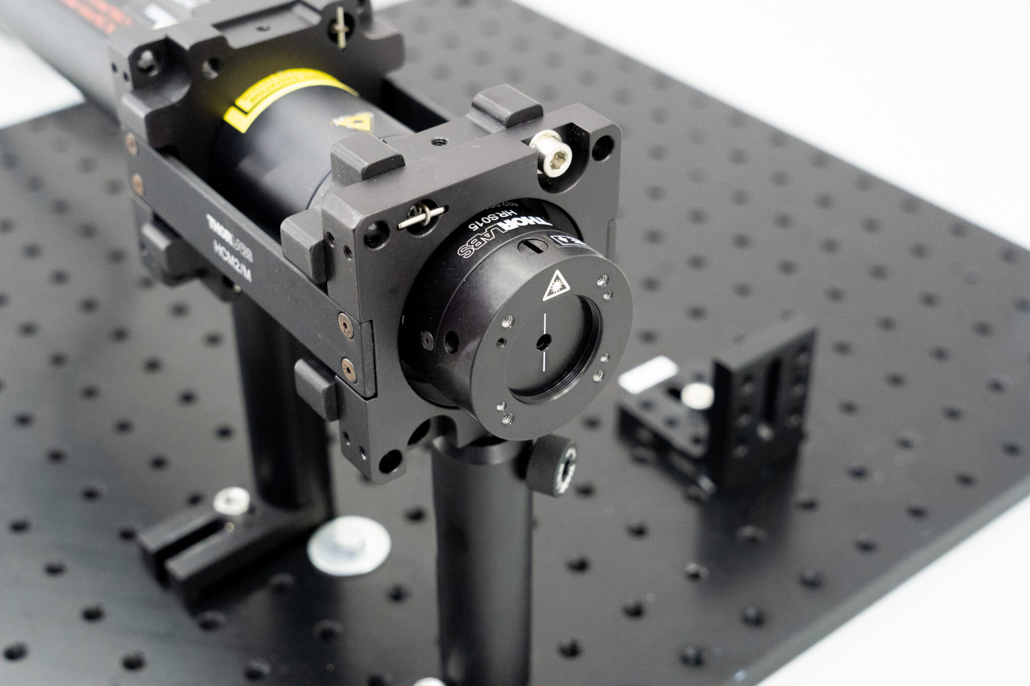 Thorlabs HRS 015 HeNe laser with power supply and Optical Aluminum ...