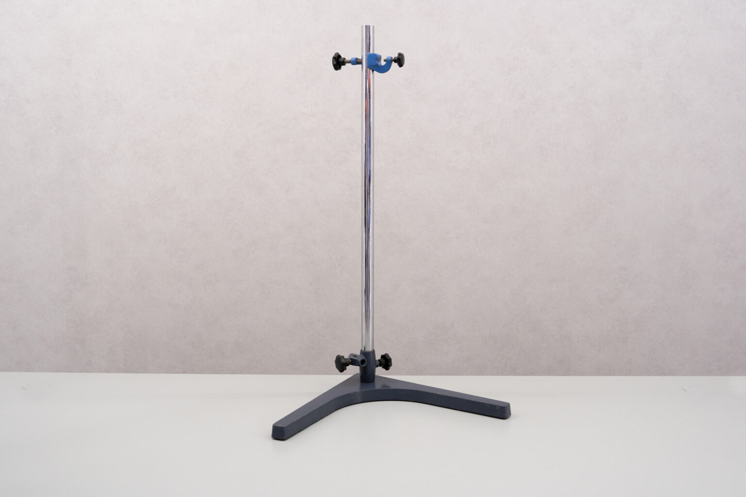 Various IKA tripods - Gemini BV