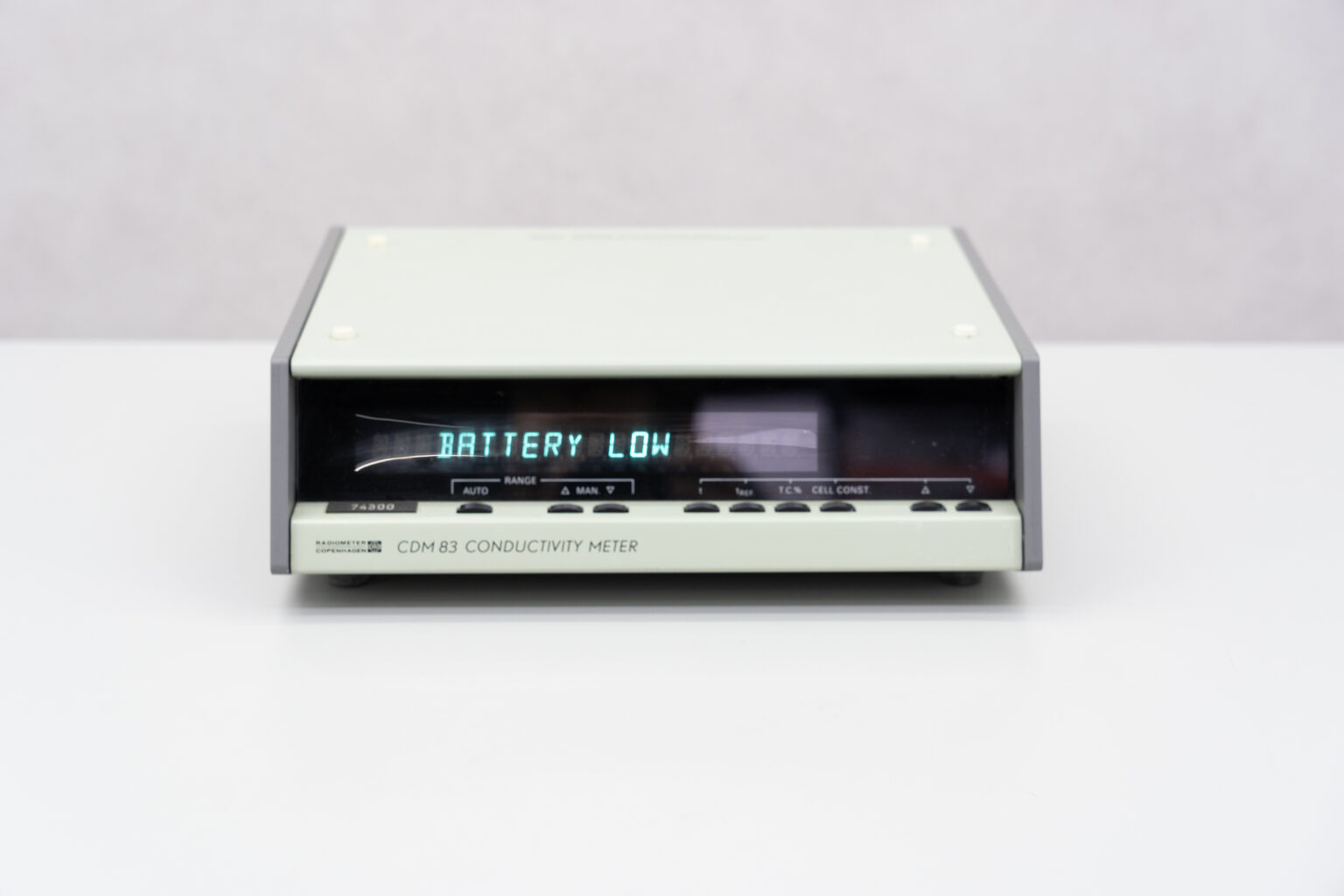 Radiometer Copenhagen CDM 83 Conductivity meter - Gemini BV