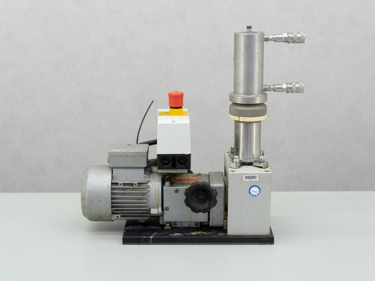 Bruker B-AFPA 40 and PGU 200 Pulsed Gradient unit - Gemini BV