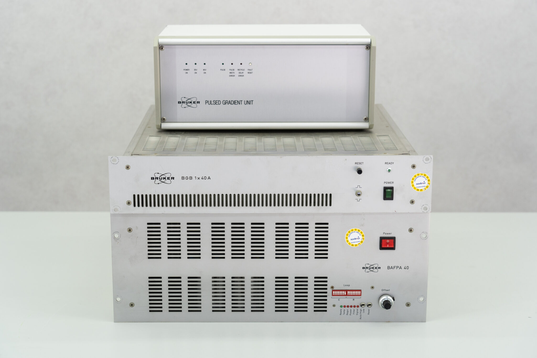 Bruker B-AFPA 40 and PGU 200 Pulsed Gradient unit - Gemini BV