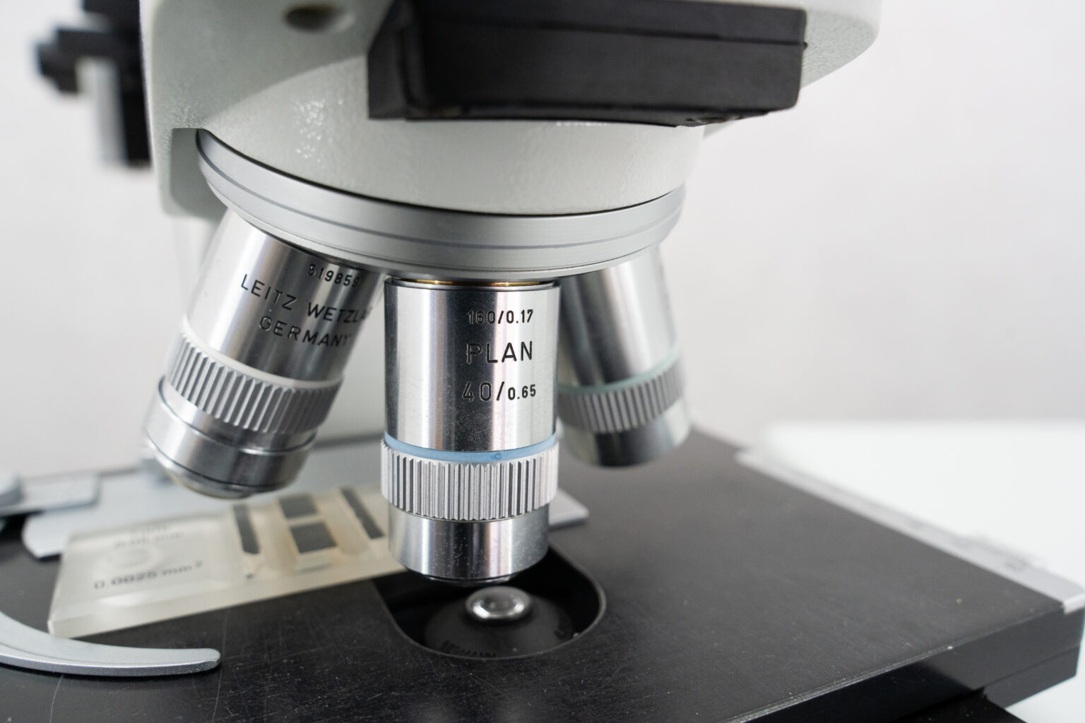 Leitz Laborlux S Microscope - Gemini BV