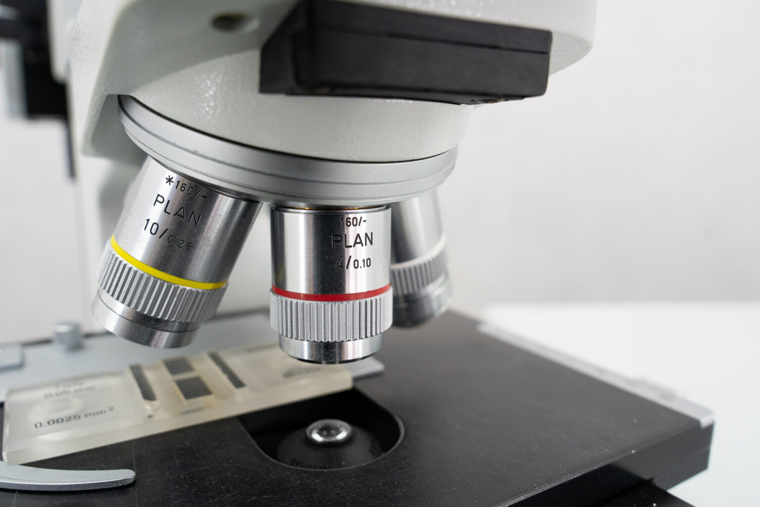 Leitz Laborlux S Microscope - Gemini BV