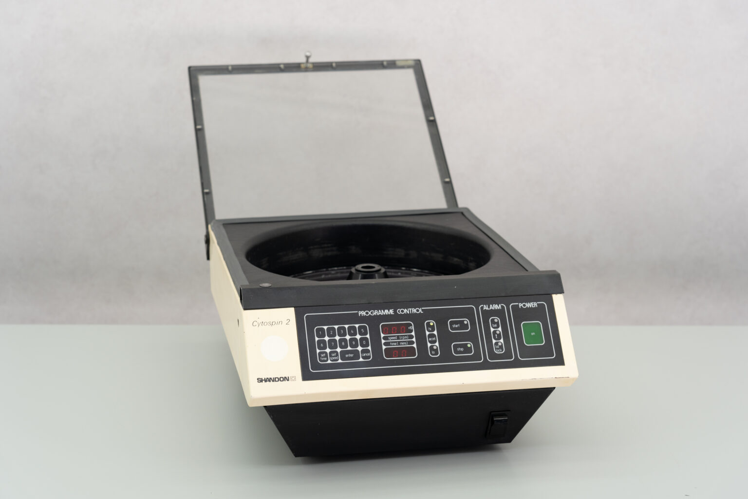 Shandon Cytospin 2 Centrifuge - Gemini BV