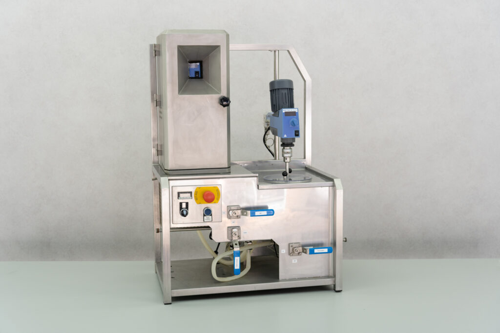 IKA T25D and IKA RW20 Ice mixing/blender system - Gemini BV