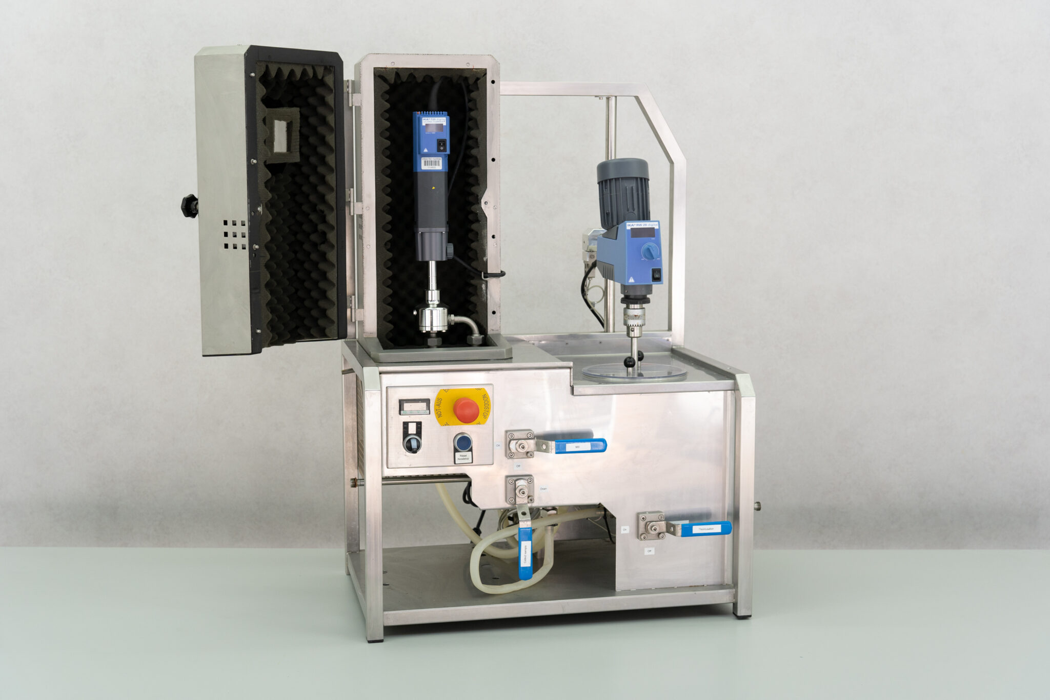 IKA T25D and IKA RW20 Ice mixing/blender system - Gemini BV