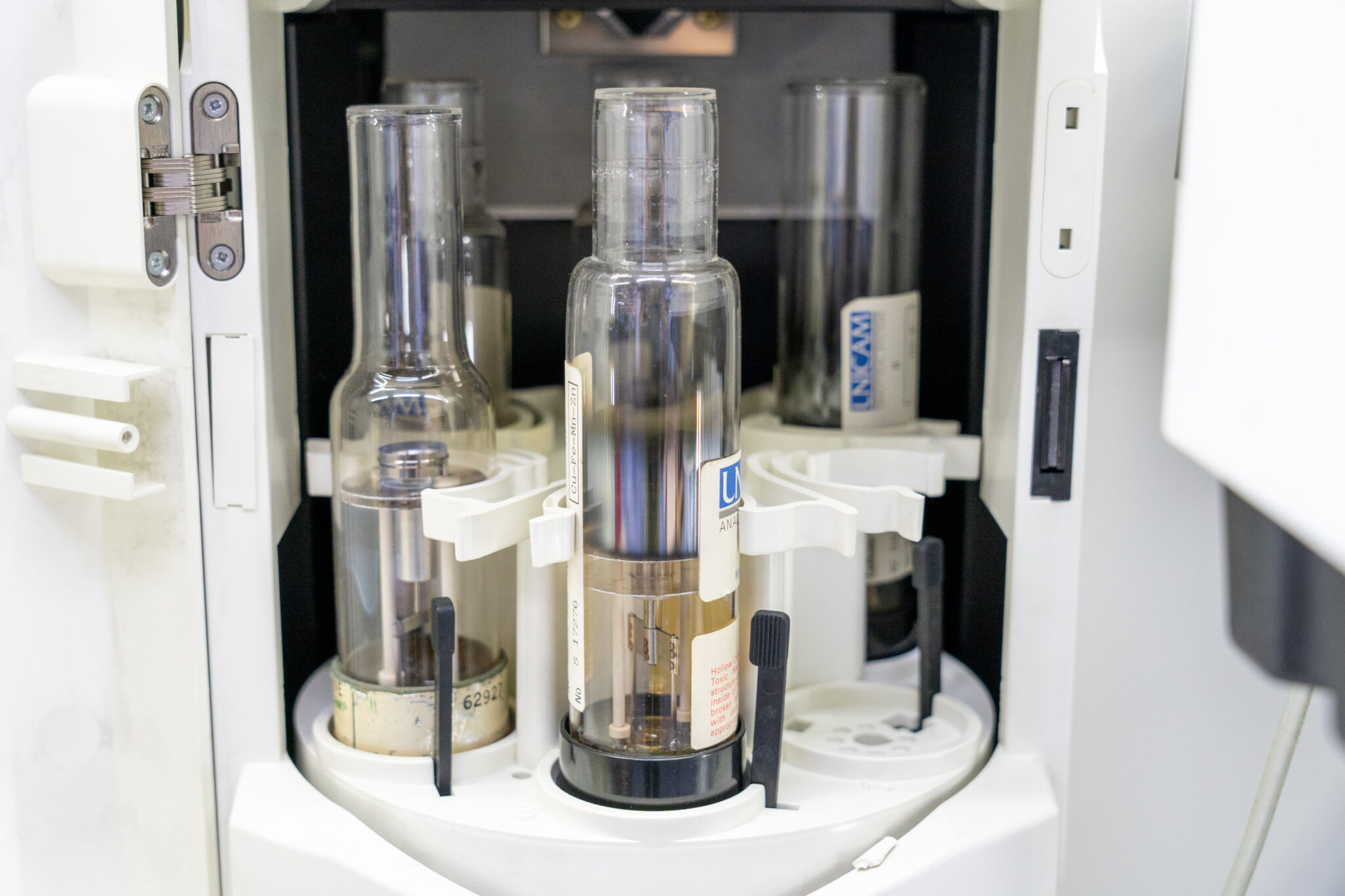 Thermo scientific M6 series AAS - Gemini BV