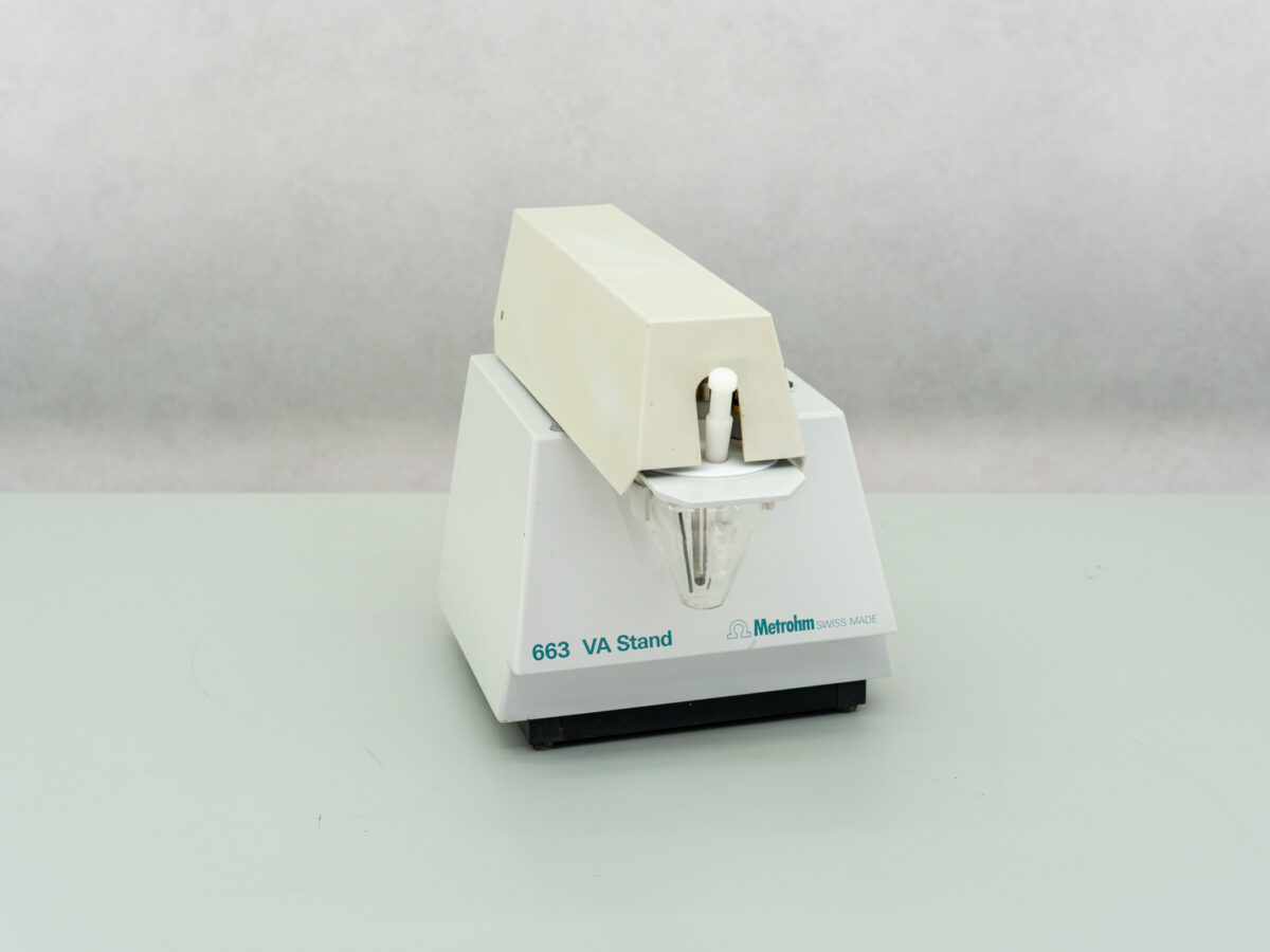 Metrohm 870 KF Titrino Plus Karl Fischer Titrator - Gemini BV