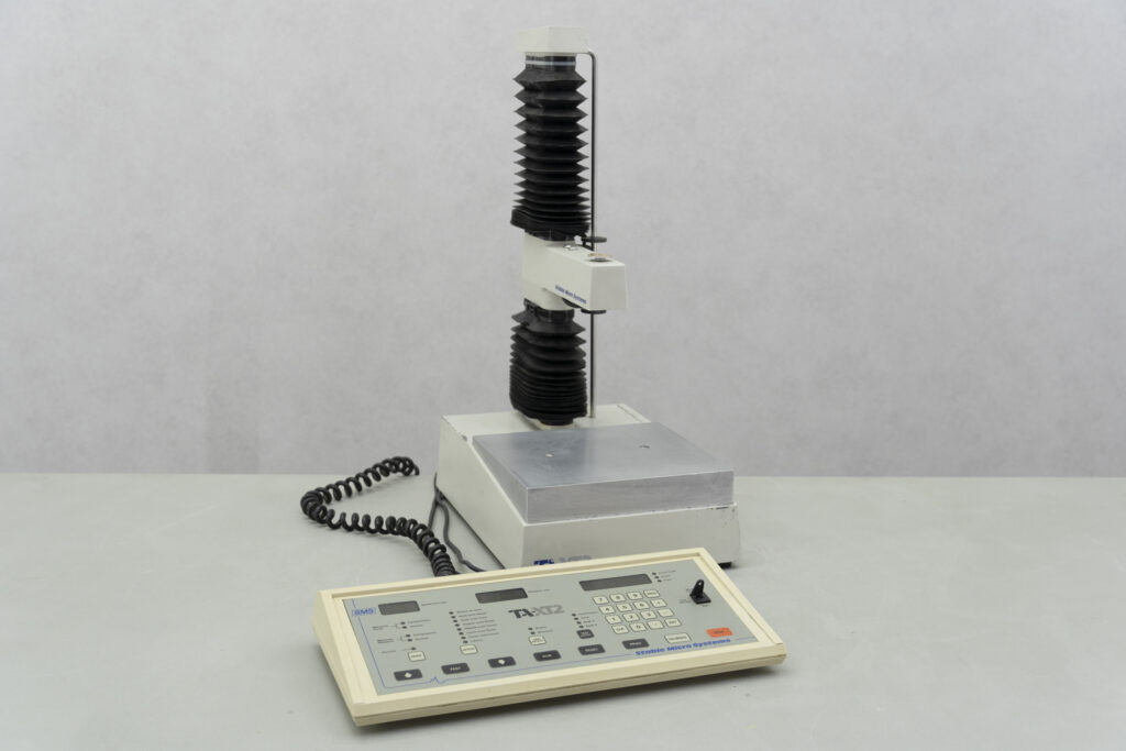 Stable micro Systems TA XT2 Texture analyzer - Gemini BV Stable micro Systems TA XT2 Texture analyzer - Gemini BV