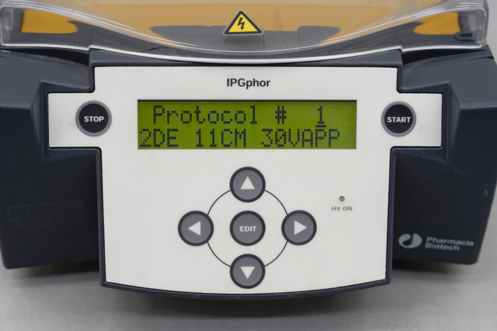 Pharmacia Biotech IPGphor Isoelectric focusing system - Gemini BV