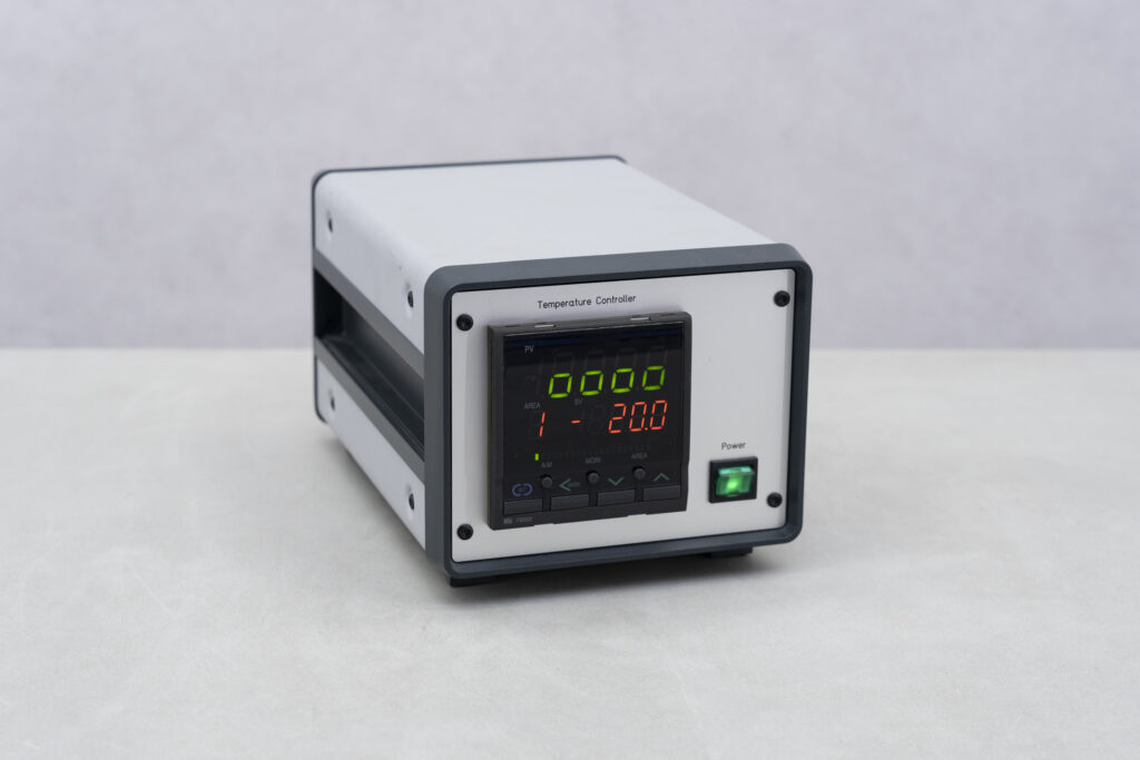 RKC Instrument FB 900 Temperature Controller - Gemini BV