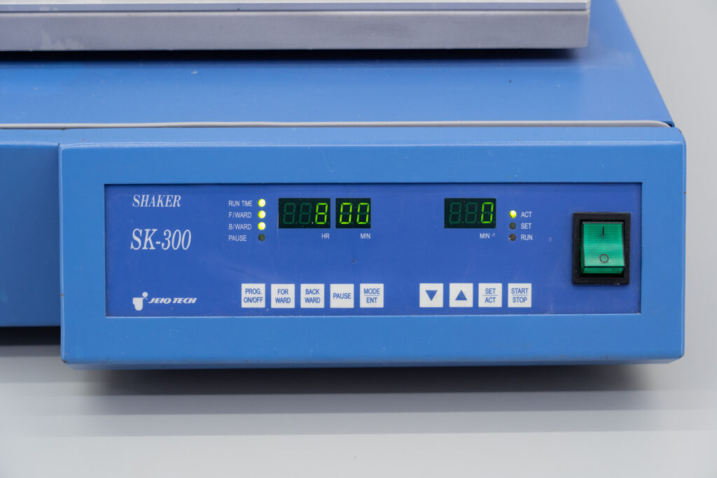 Jeiotech SK-300 Dual- action shaker - Gemini BV