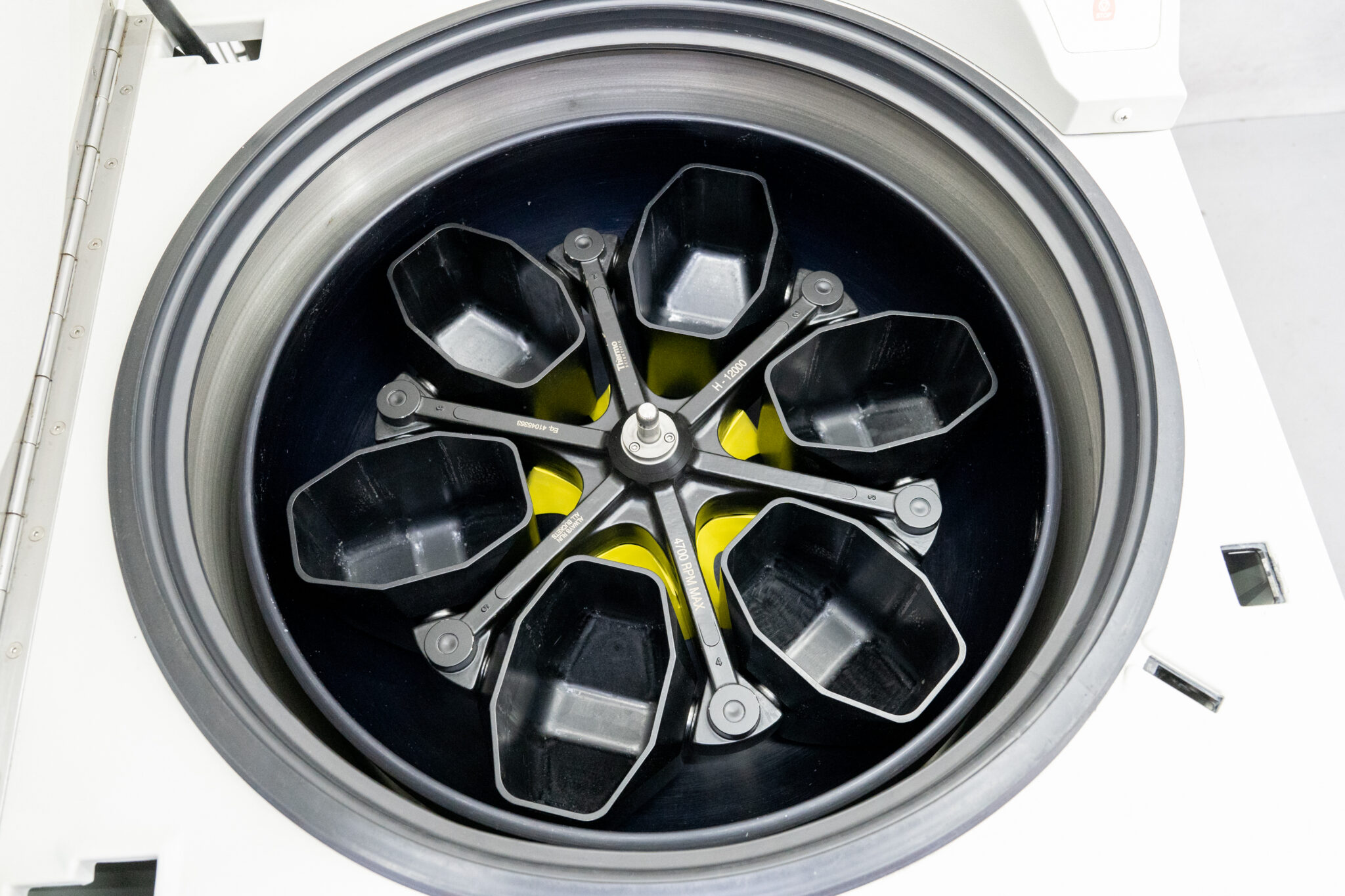 Thermo Scientific Sorvall RC12BP Plus Centrifuge - Gemini BV