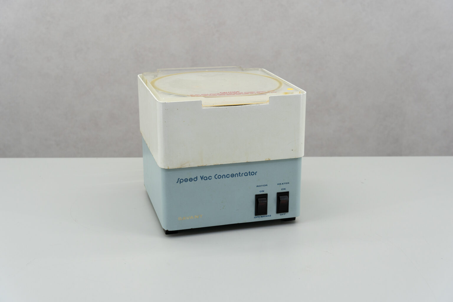 Savant Speedvac Concentrator SVC-100H Vacuum Centrifuge - Gemini BV