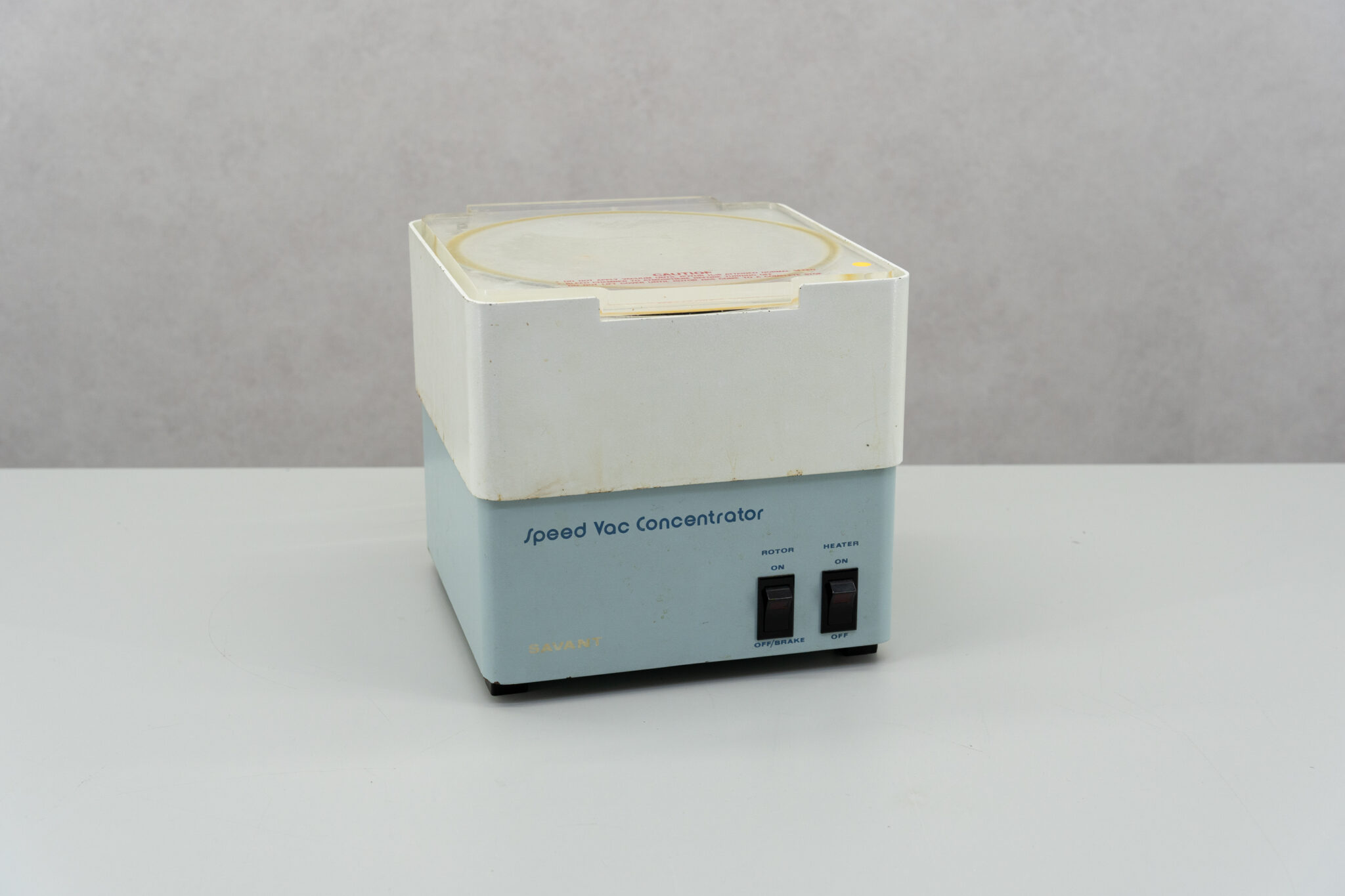 Savant Speedvac Concentrator SVC-100H Vacuum Centrifuge - Gemini BV