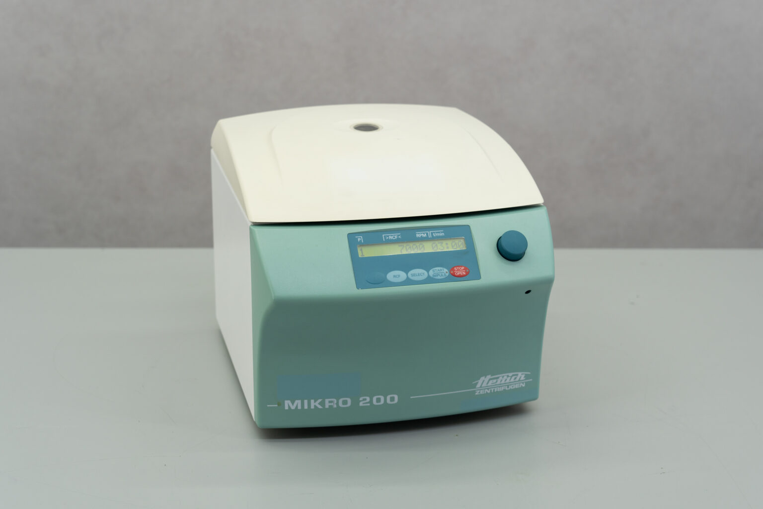 Hettich MIKRO 200 Centrifuge - Gemini BV