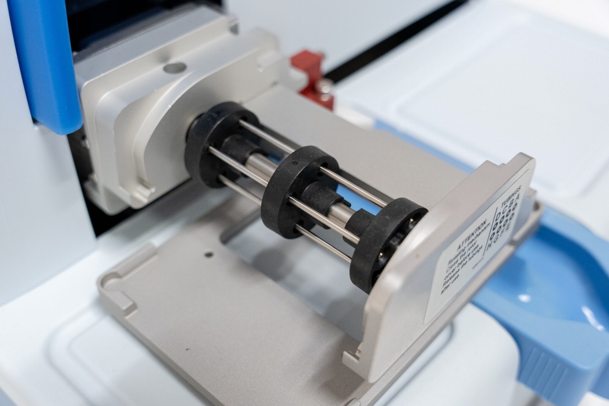 Thermo Scientific MultiDrop Combi 836 Programmable Dispenser - Gemini BV