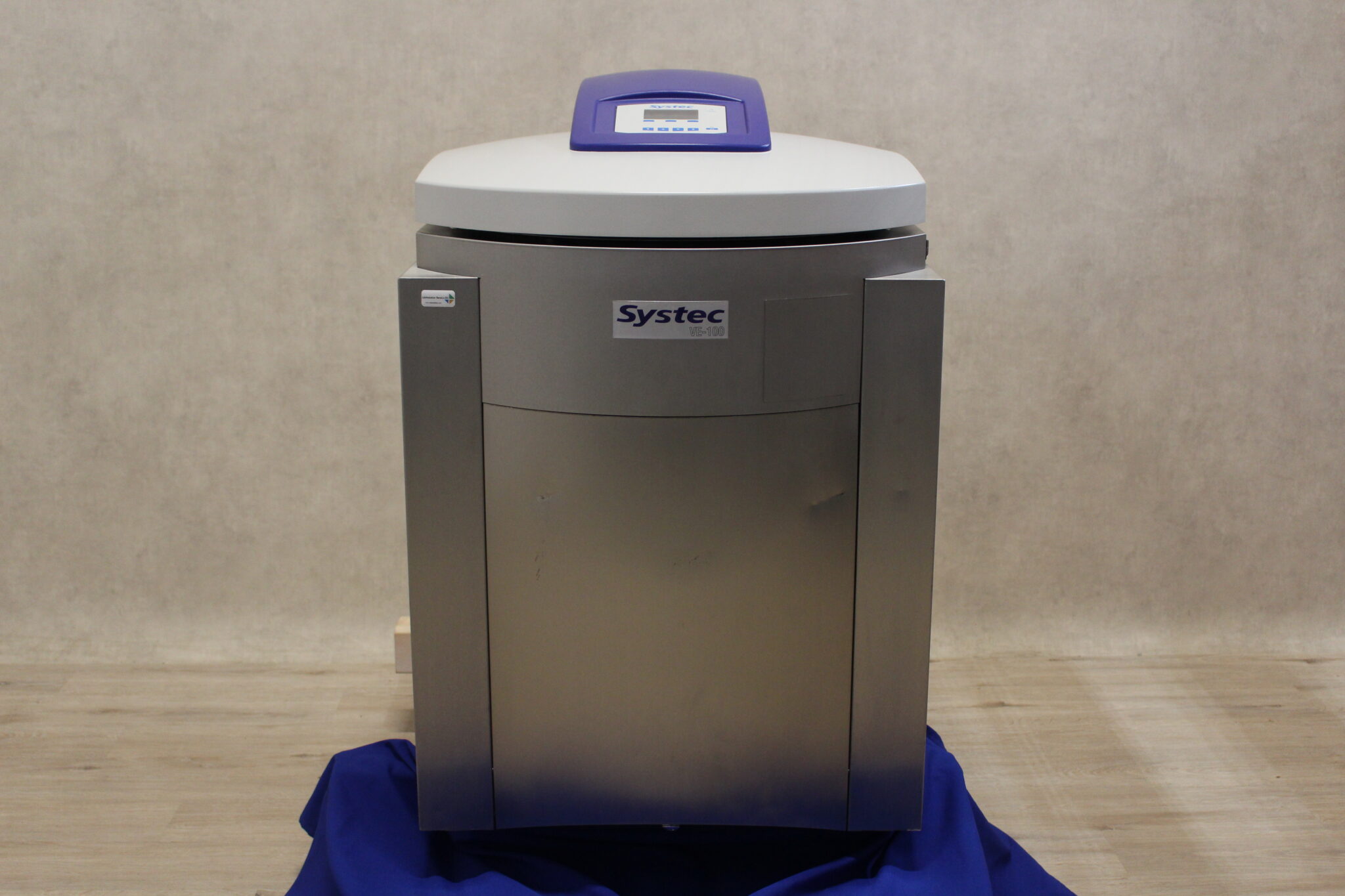 Systec VE-100 Vertical Autoclave - Gemini BV