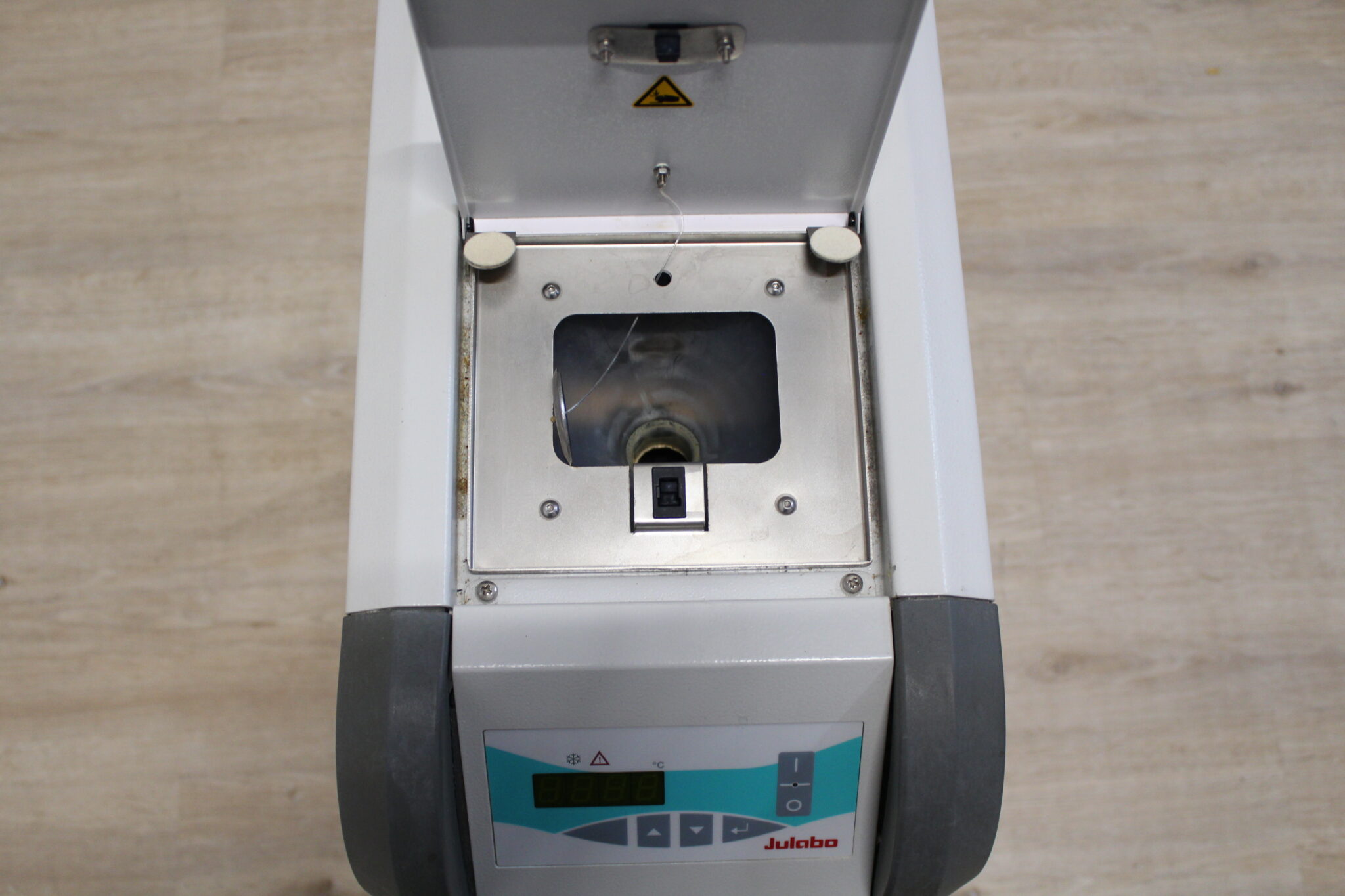 Julabo FL300 Recirculating Cooler - Gemini BV